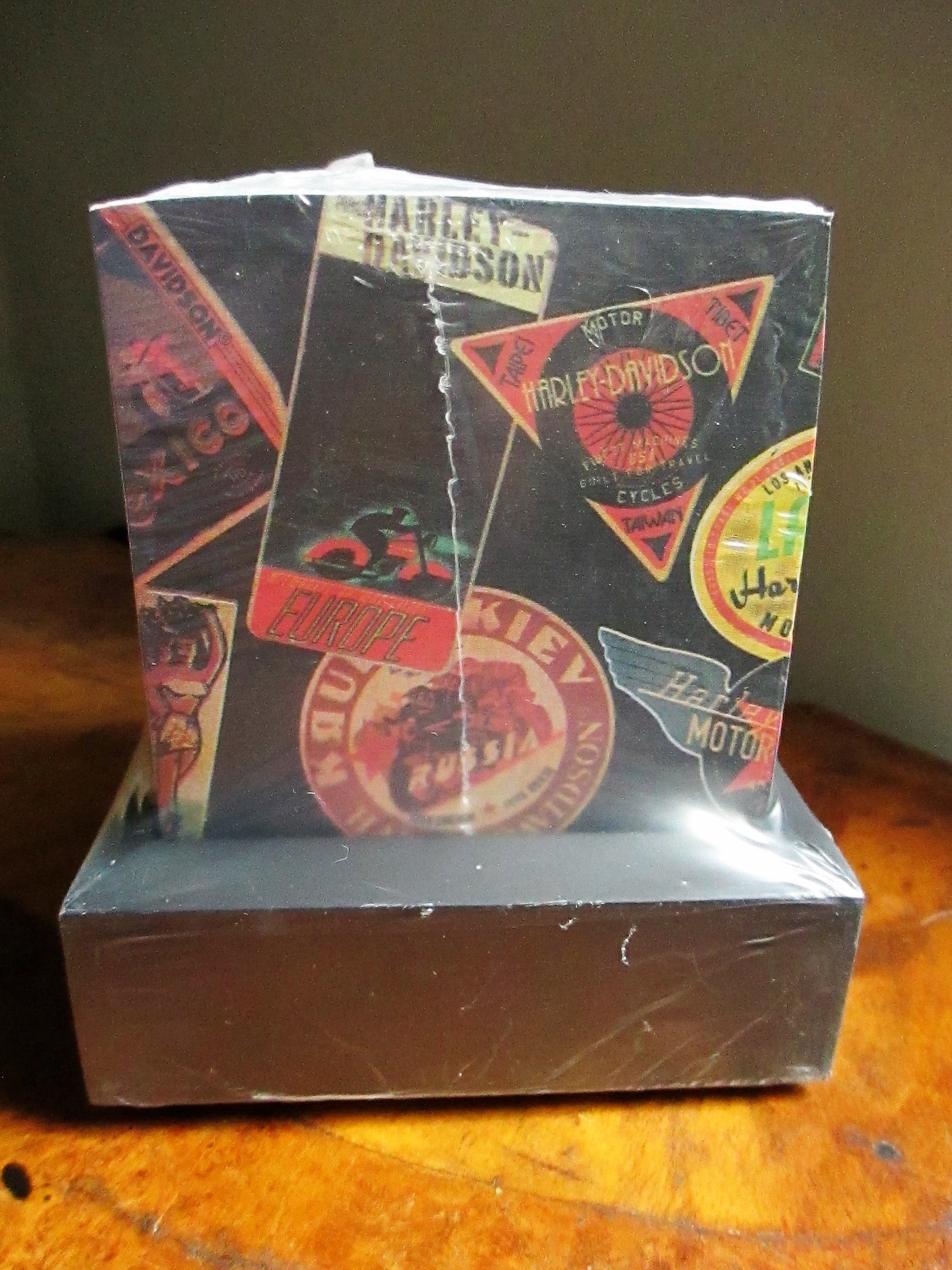 Vintage 00s Note Cube With Stand By Harley Davidson | Shop THRILLING