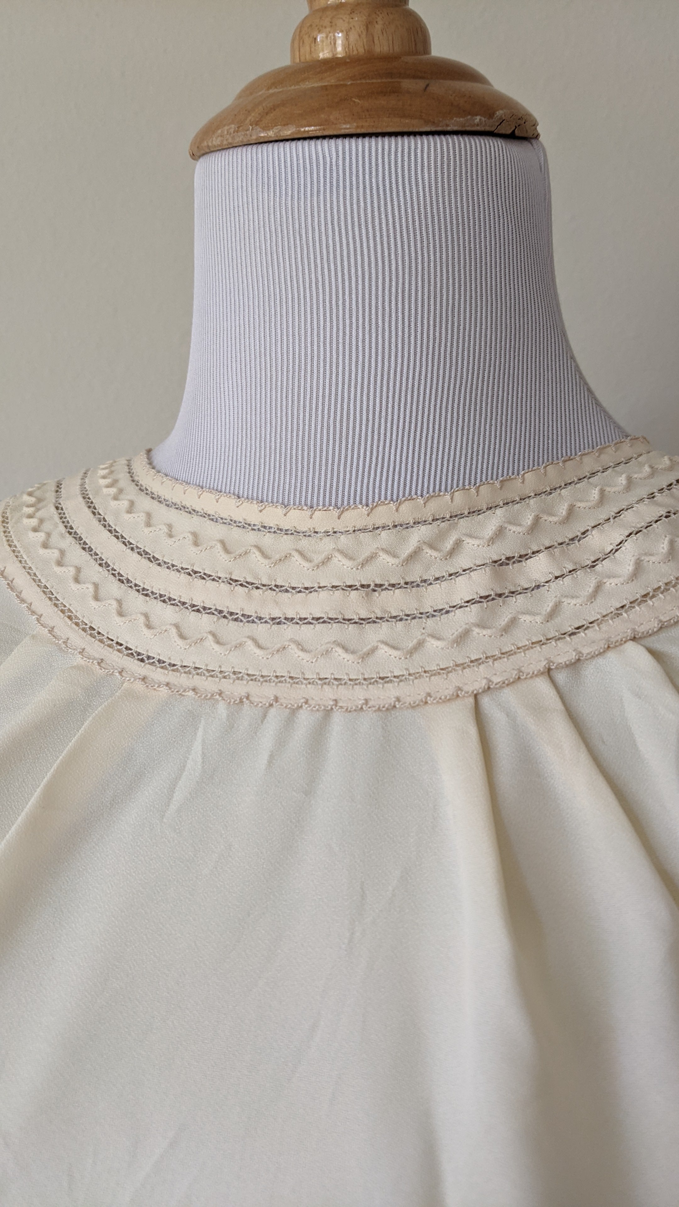 Vintage 70s/80s Embroidered Ruffle Sleeve Career Blouse By Rhoda Lee ...