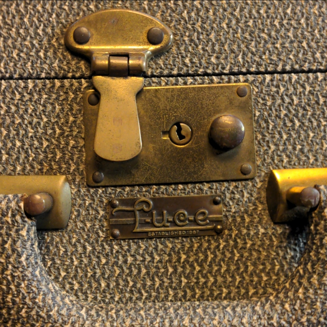 Vintage 50s/60s Luce Makeup Hard Case By Luce | Shop THRILLING