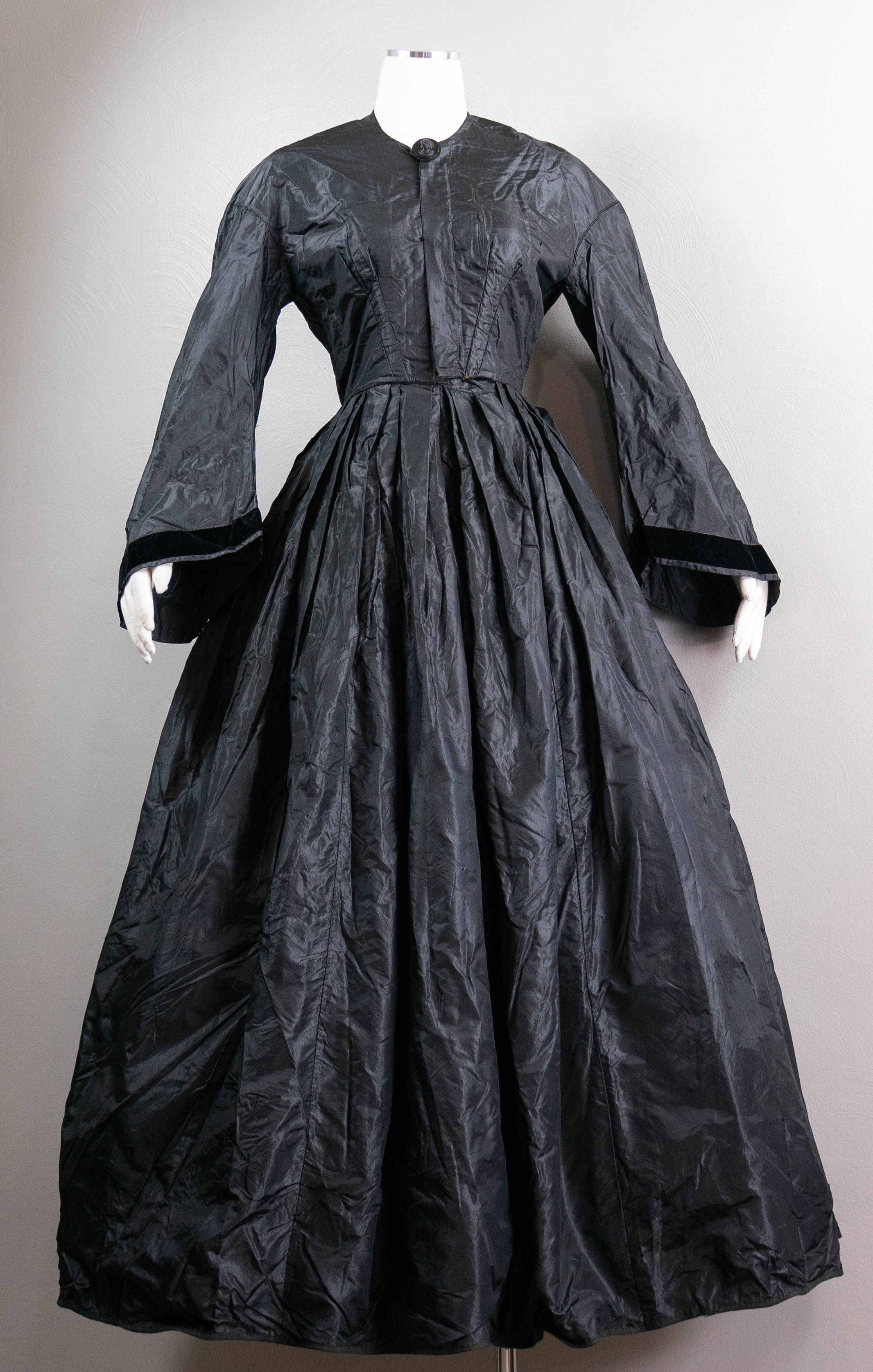 Vintage Victorian Dark Romantic Black Silk Mourning Dress With Cape By ...