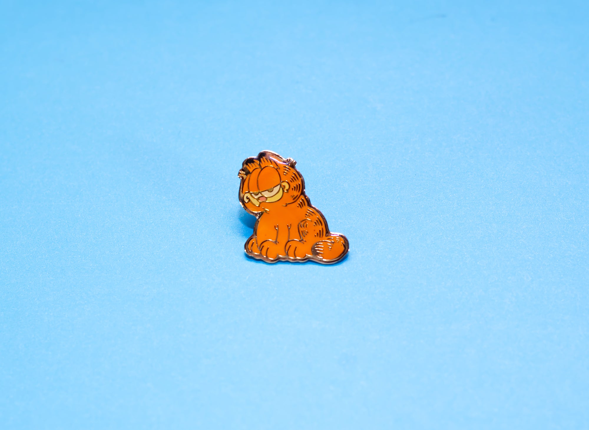 Vintage Garfield Enamel Pin | Shop THRILLING