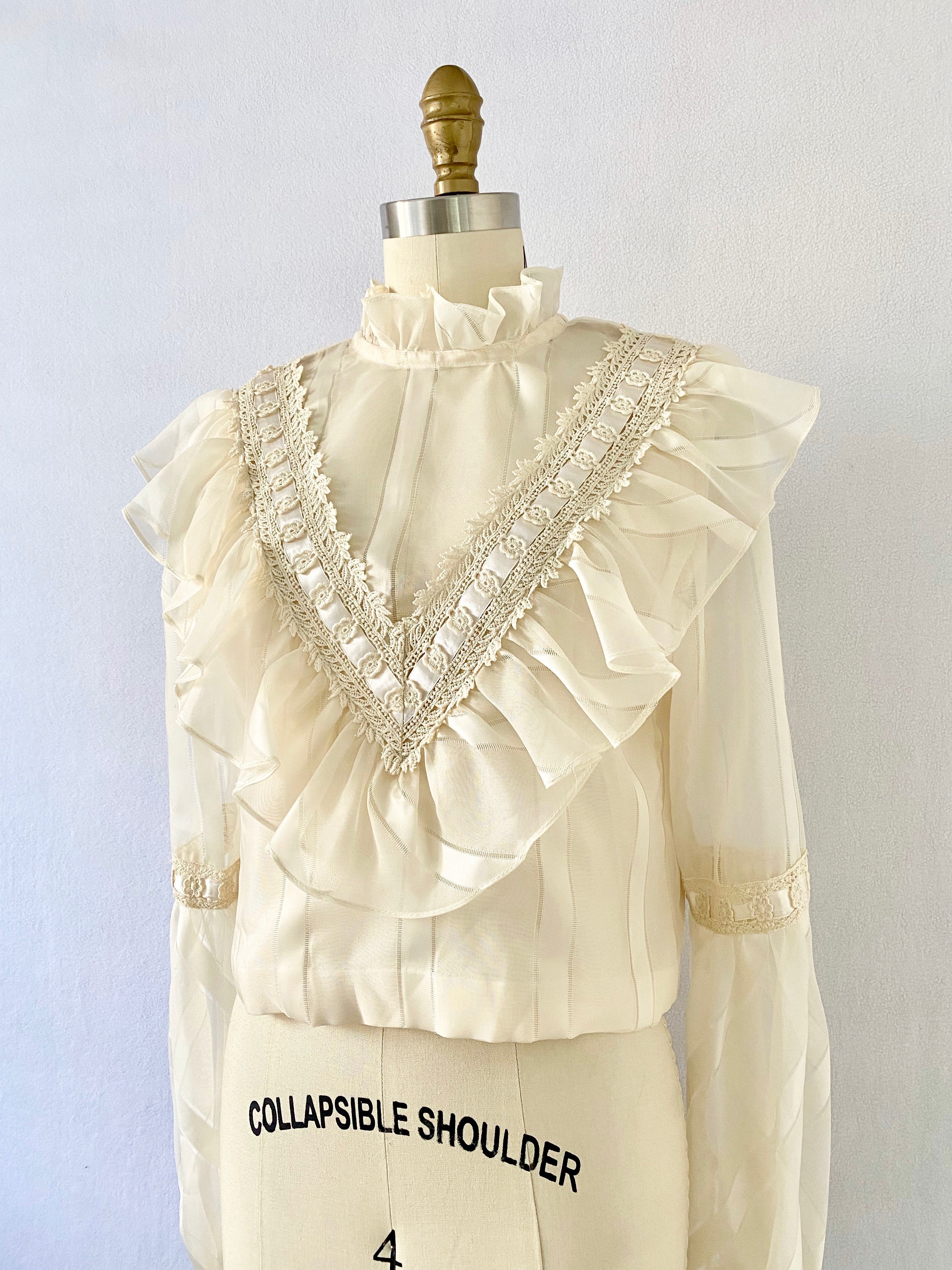 Vintage 70s/80s Ruffled Box-blouse | Shop THRILLING