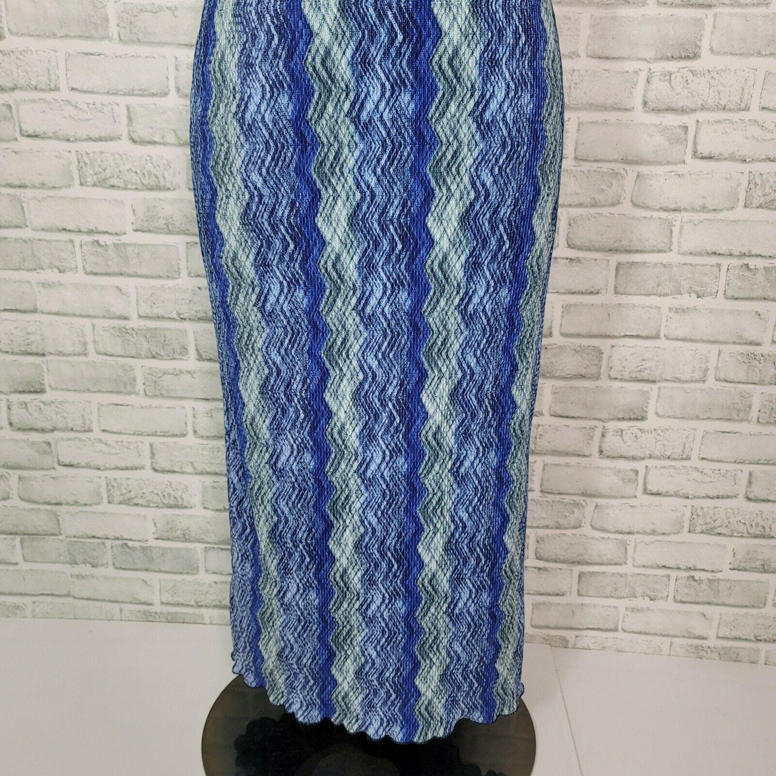 Vintage 90’s M Blue Zig Zag Swirl Ribbed Maxi Slip Dress by Maria ...