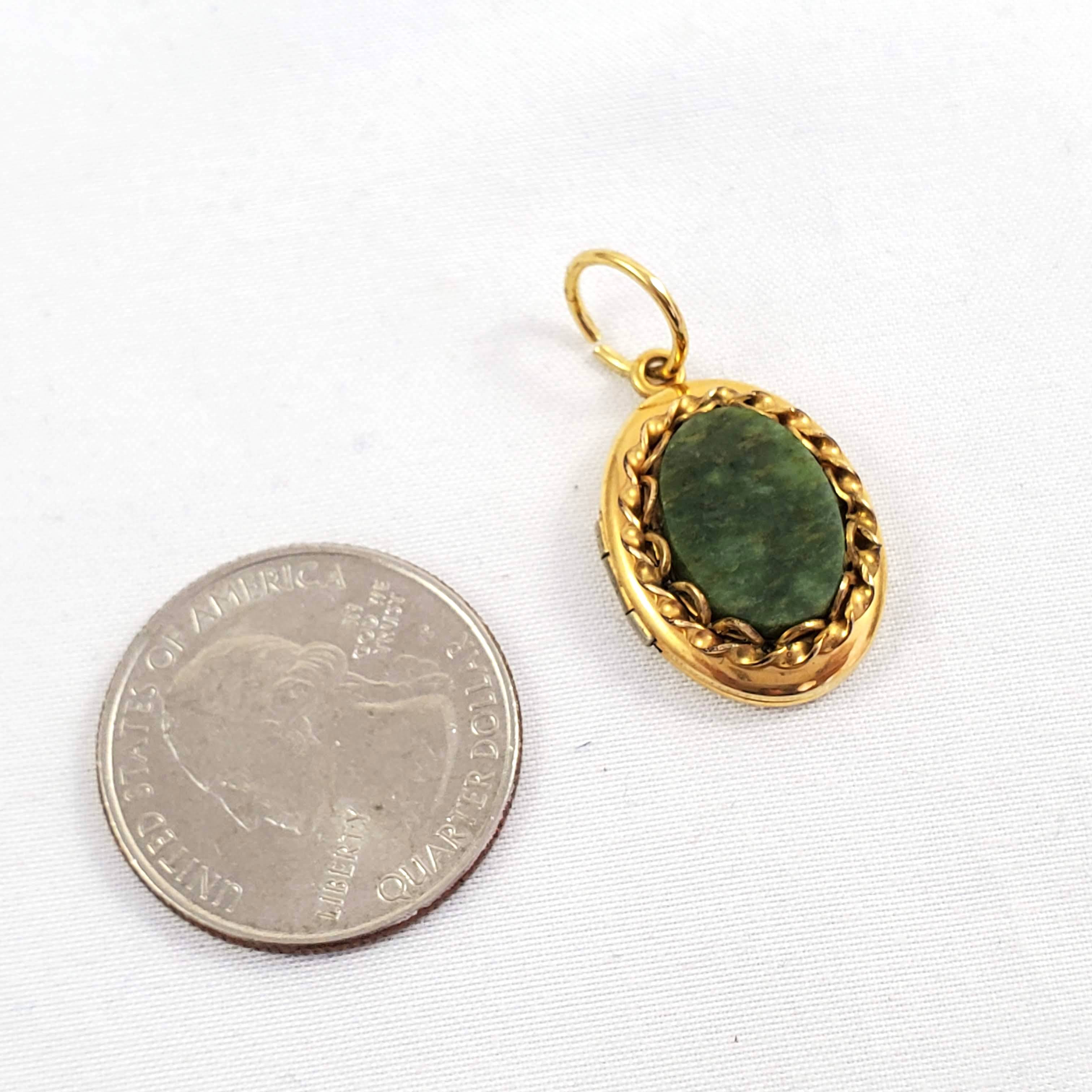 Vintage Small Gold Tone Jade Stone Locket | Shop THRILLING
