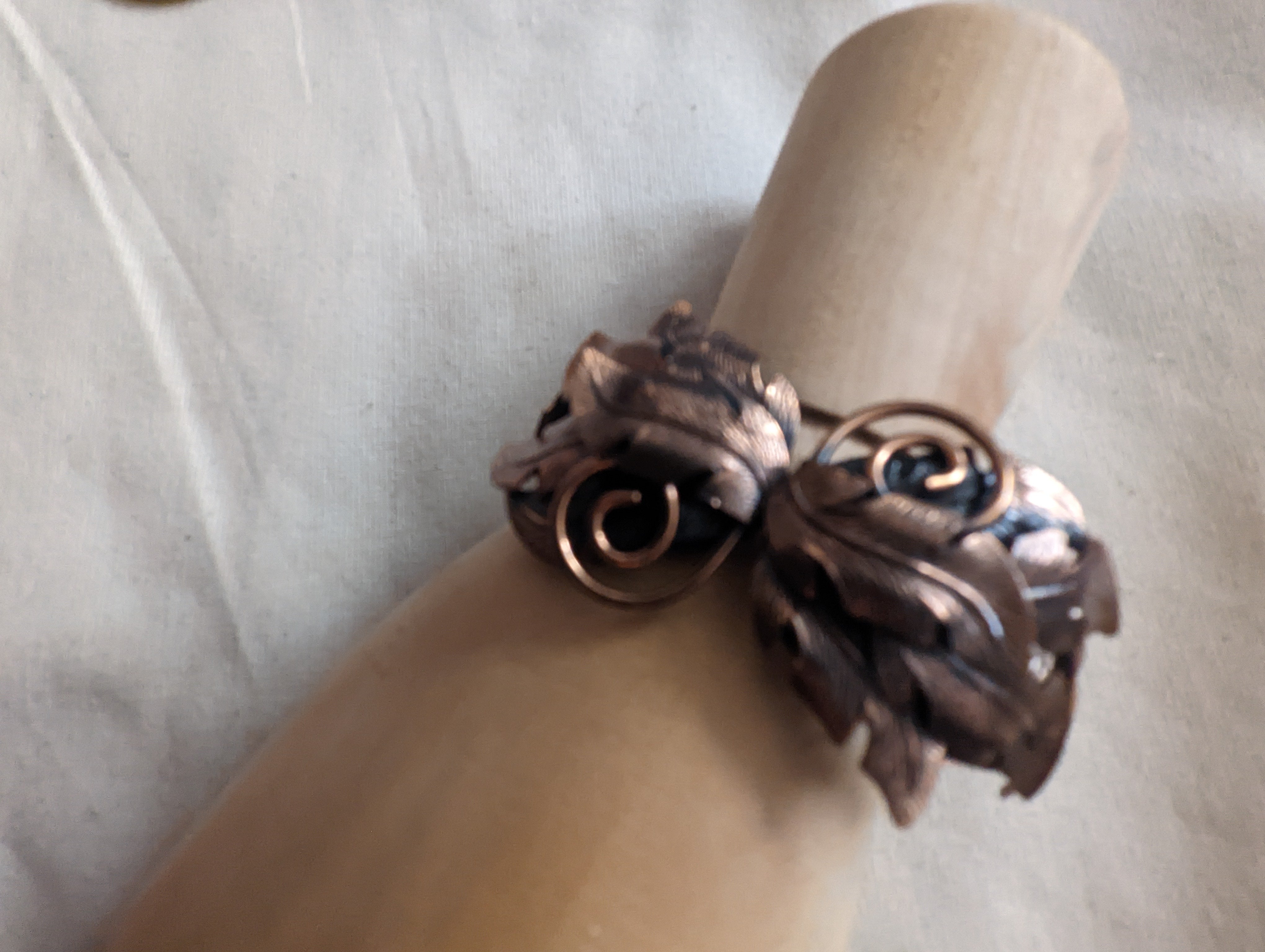 Vintage 70s Leaf Clamper Bangle Bracelet | Shop THRILLING