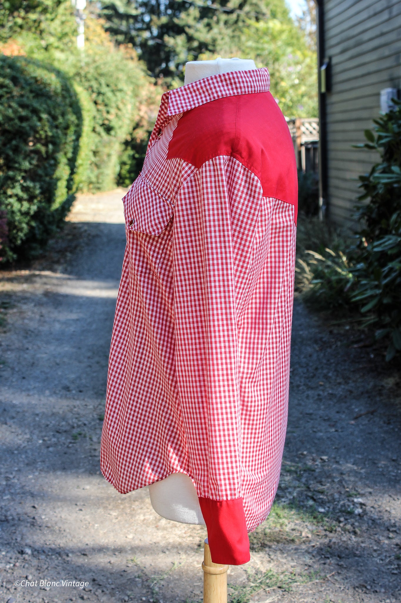 Vintage 70s/80s Red Check Snap Button Western Button Down | Shop THRILLING