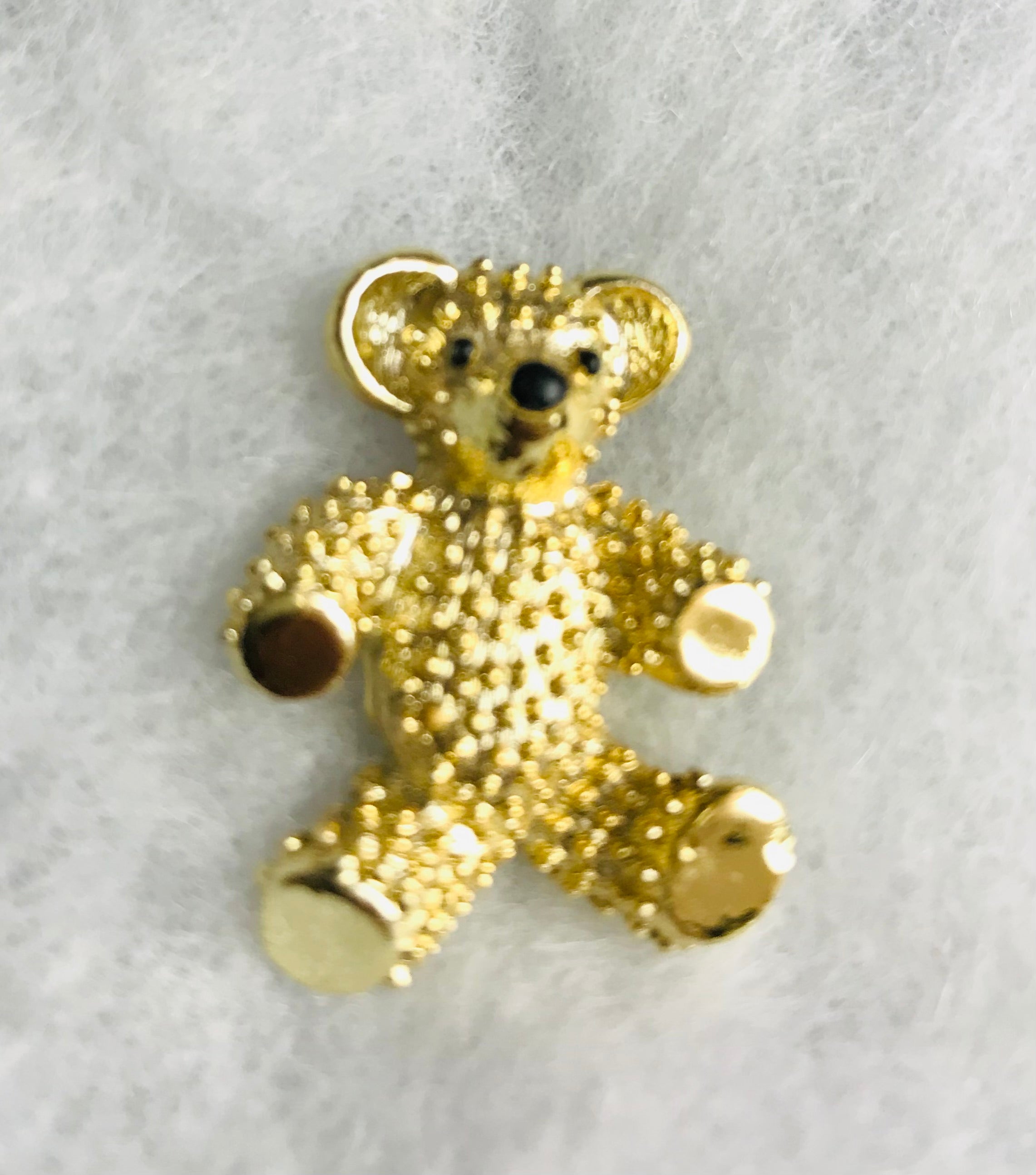 Vintage Gold Tone Teddy Bear Black Eyes And Nose Pin | Shop THRILLING