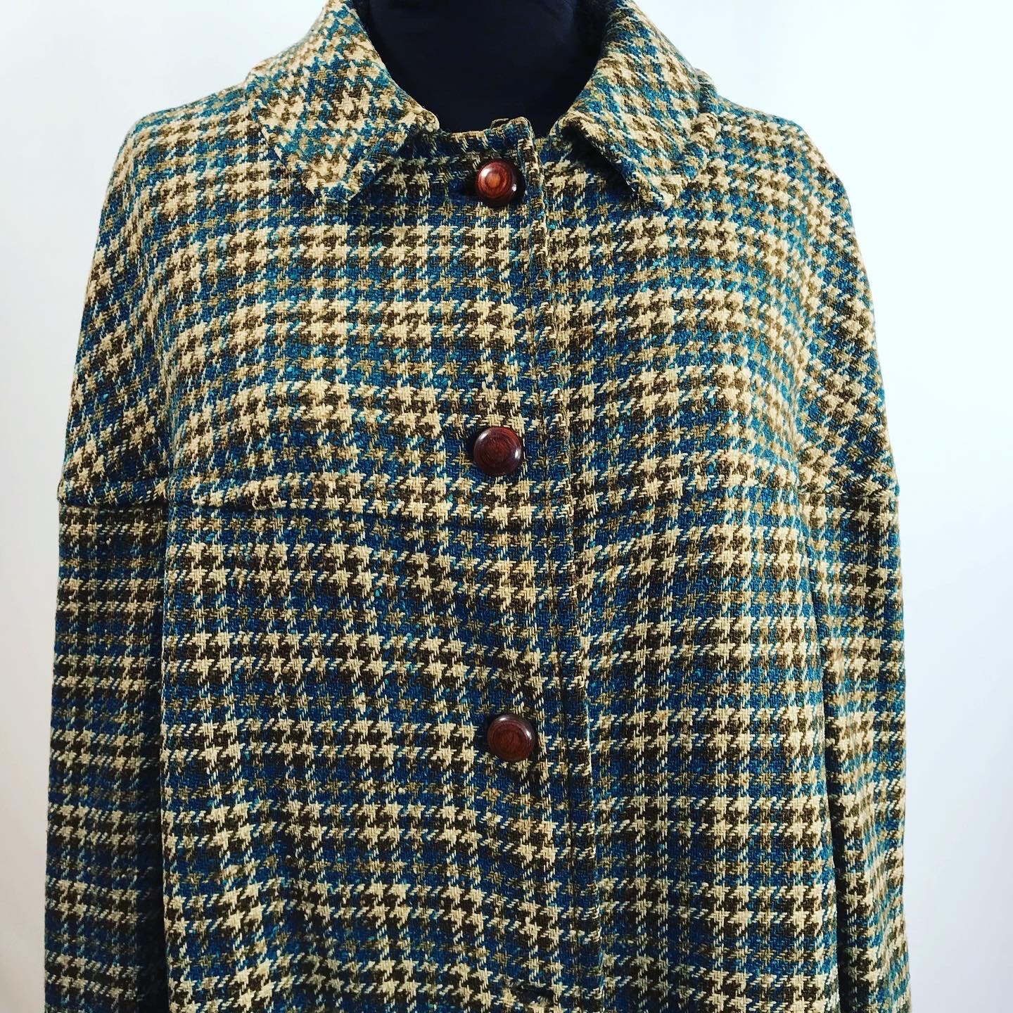 Vintage 60’s Tweed Wool Cape by Pendleton | Shop THRILLING