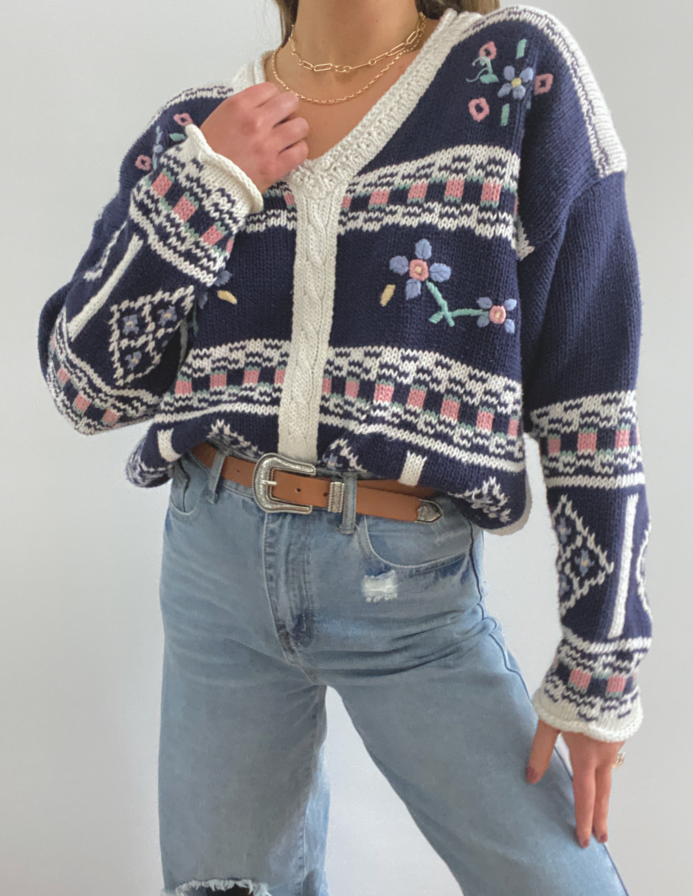 Vintage 80s/90s Cottage Core Oversized Floral Sweater | Shop THRILLING
