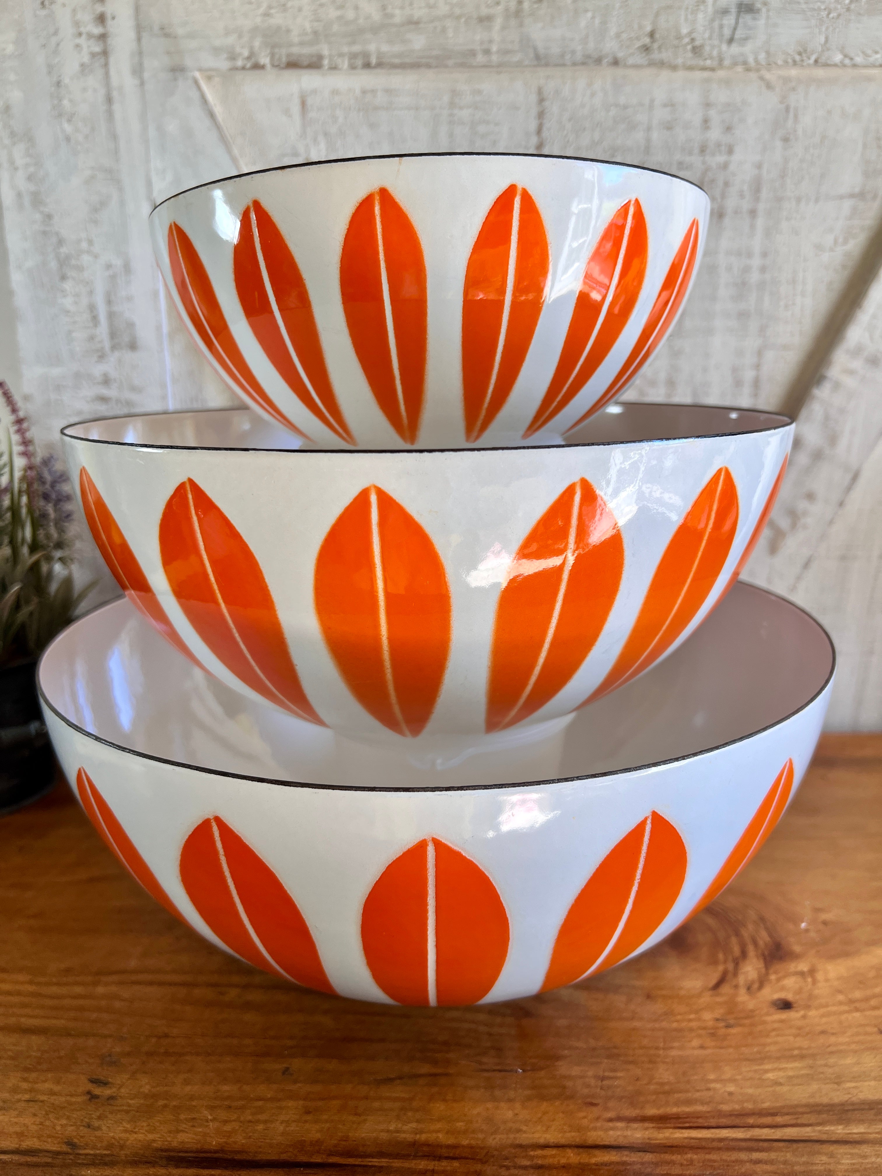 Vintage 60s Enamelware Lotus Bowls Set. Mid Century Modern. By ...