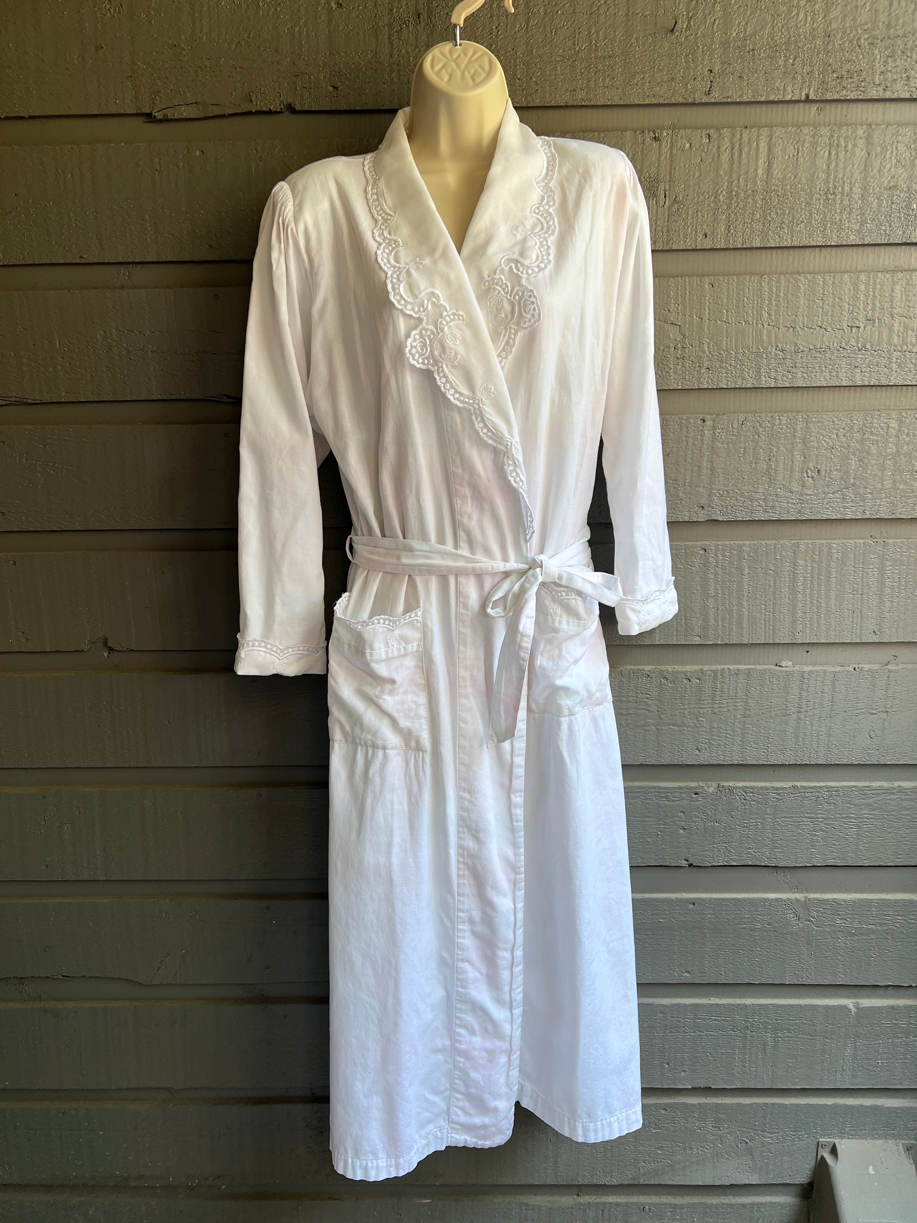 Vintage 70s Gold Crown White Pink Plaid Full Wrap Long Robe By Victoria ...