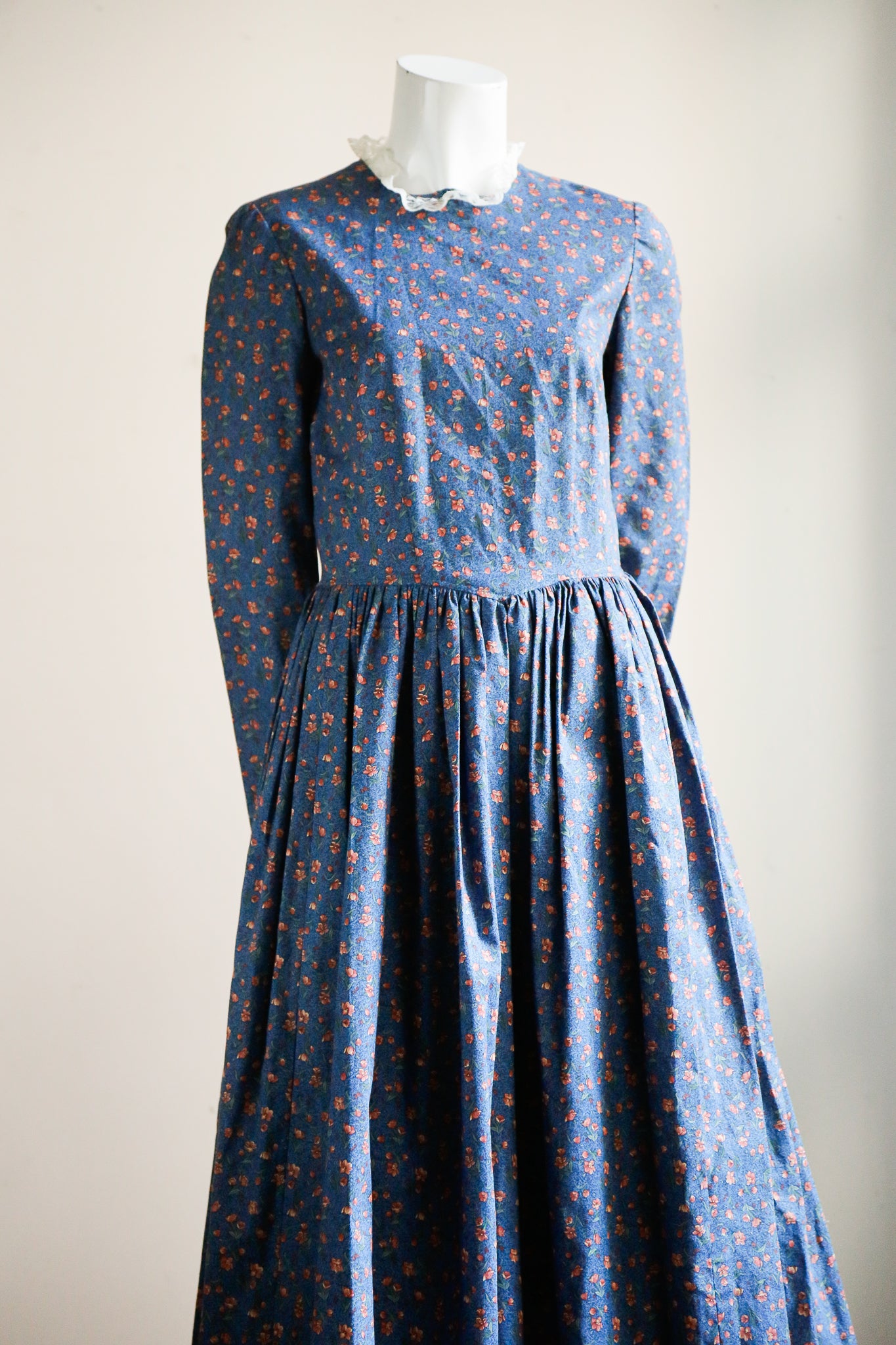 Vintage 70s/80s Chintz Micro Floral Cottage Core Maxi Dress | Shop ...