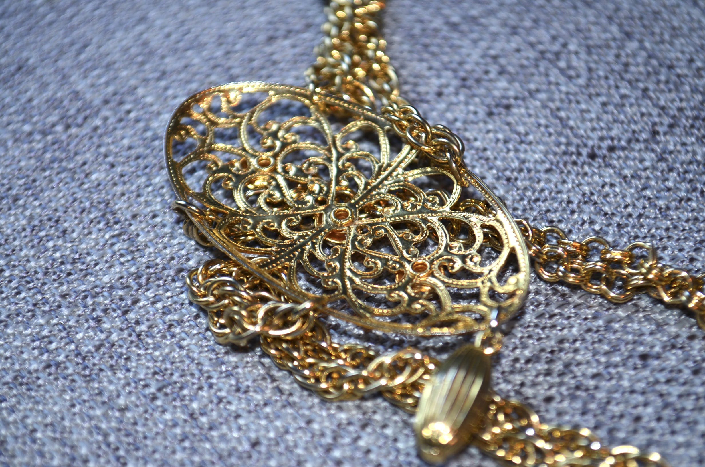 Vintage 90s/00s Multistand Chain Hip Belt Medallions | Shop THRILLING