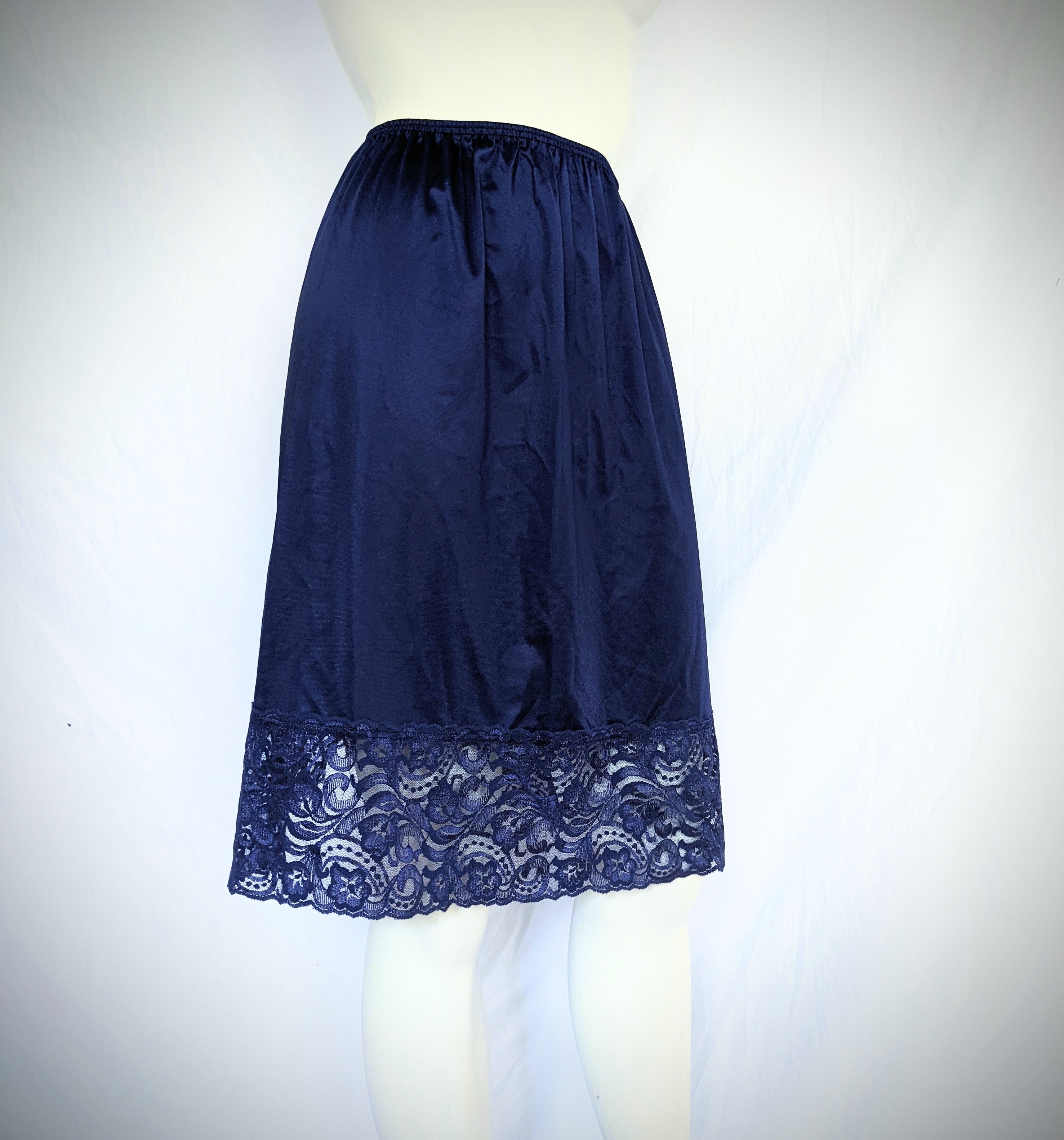 Vintage 70’s Navy Blue Knee Length Half Slip by Vanity Fair | Shop ...