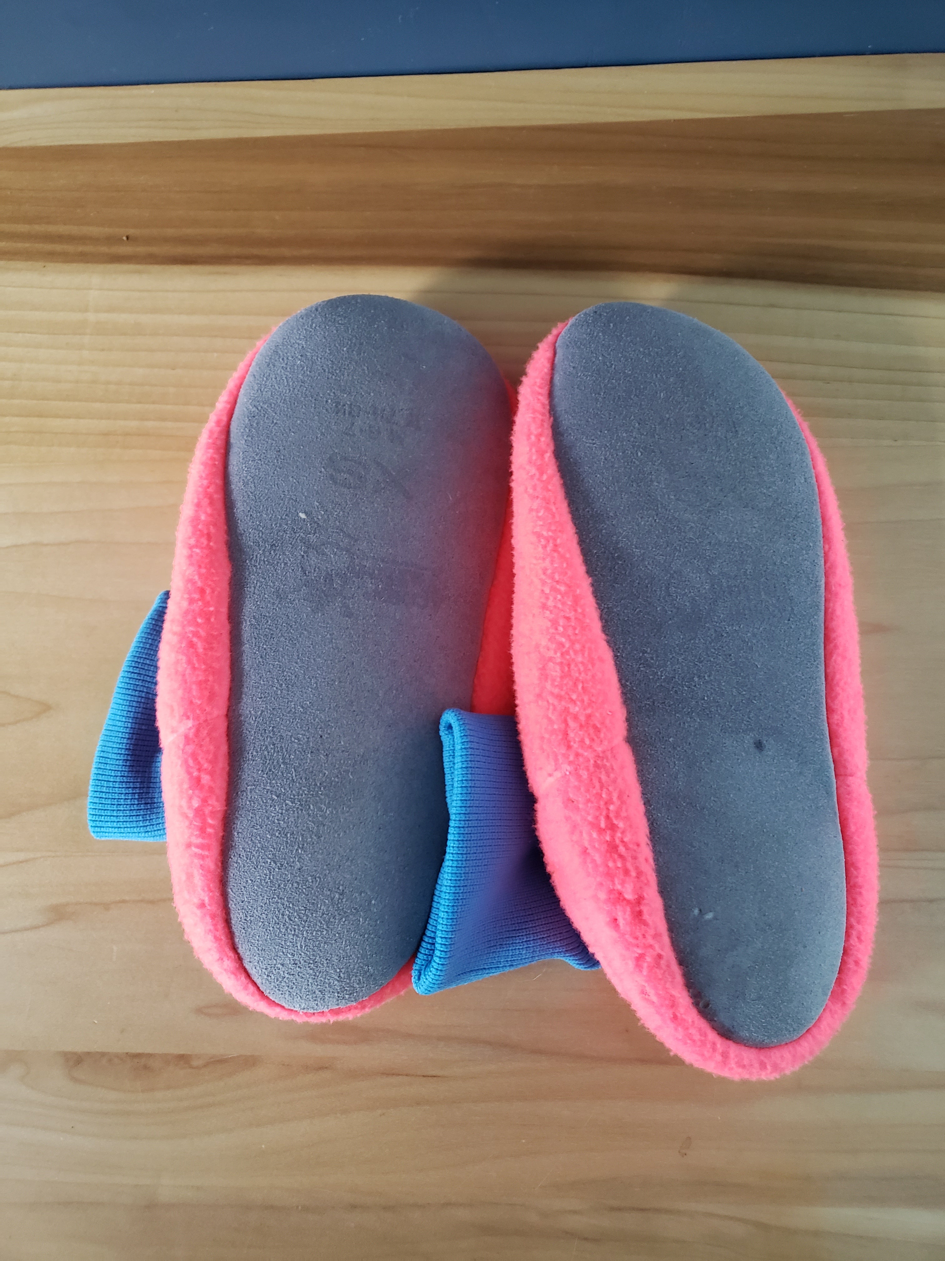 Vintage 80s/90s Neon Slippers By Acorn | Shop THRILLING