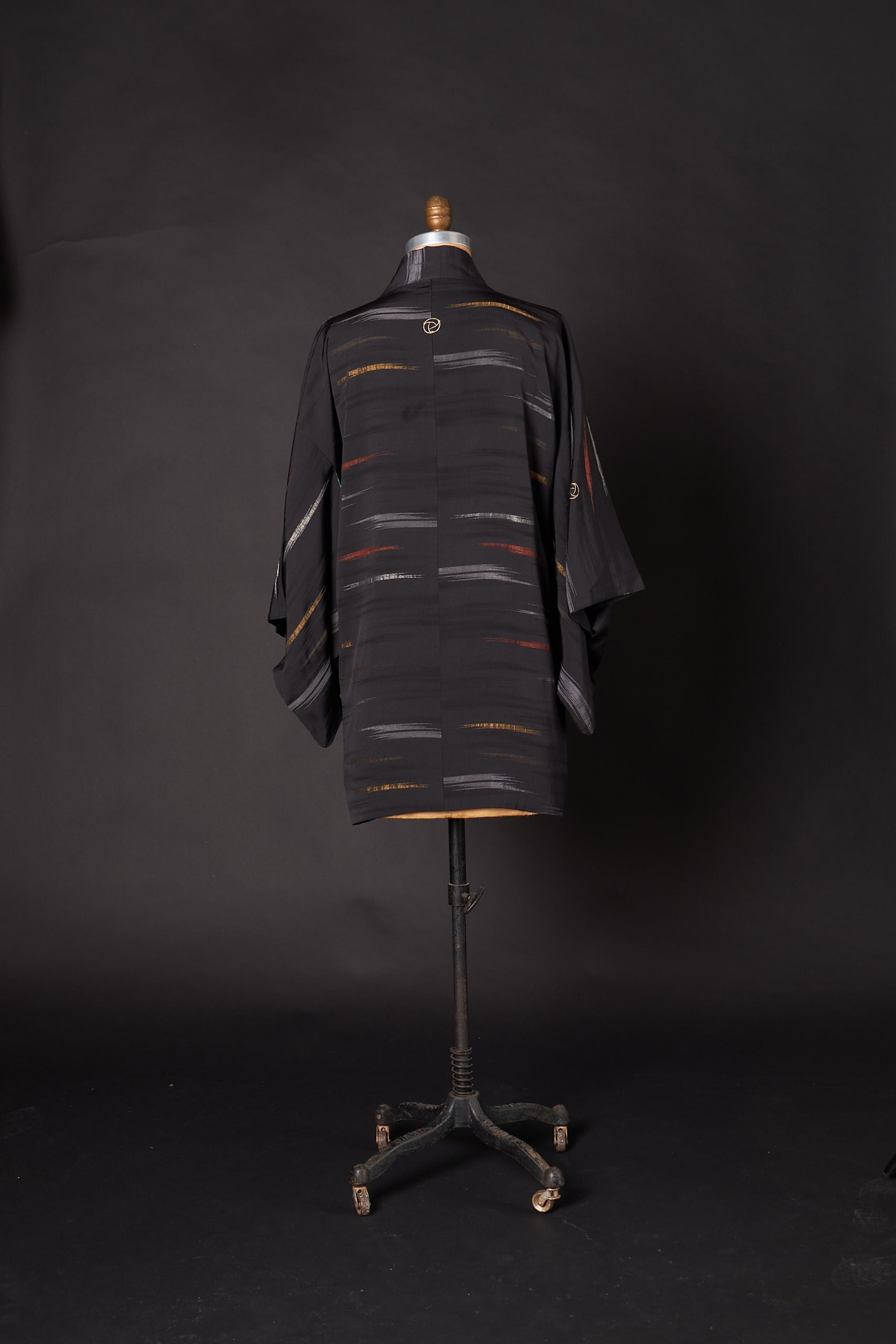 Vintage 90s Black Silk Japanese Haori Kimono | Shop THRILLING