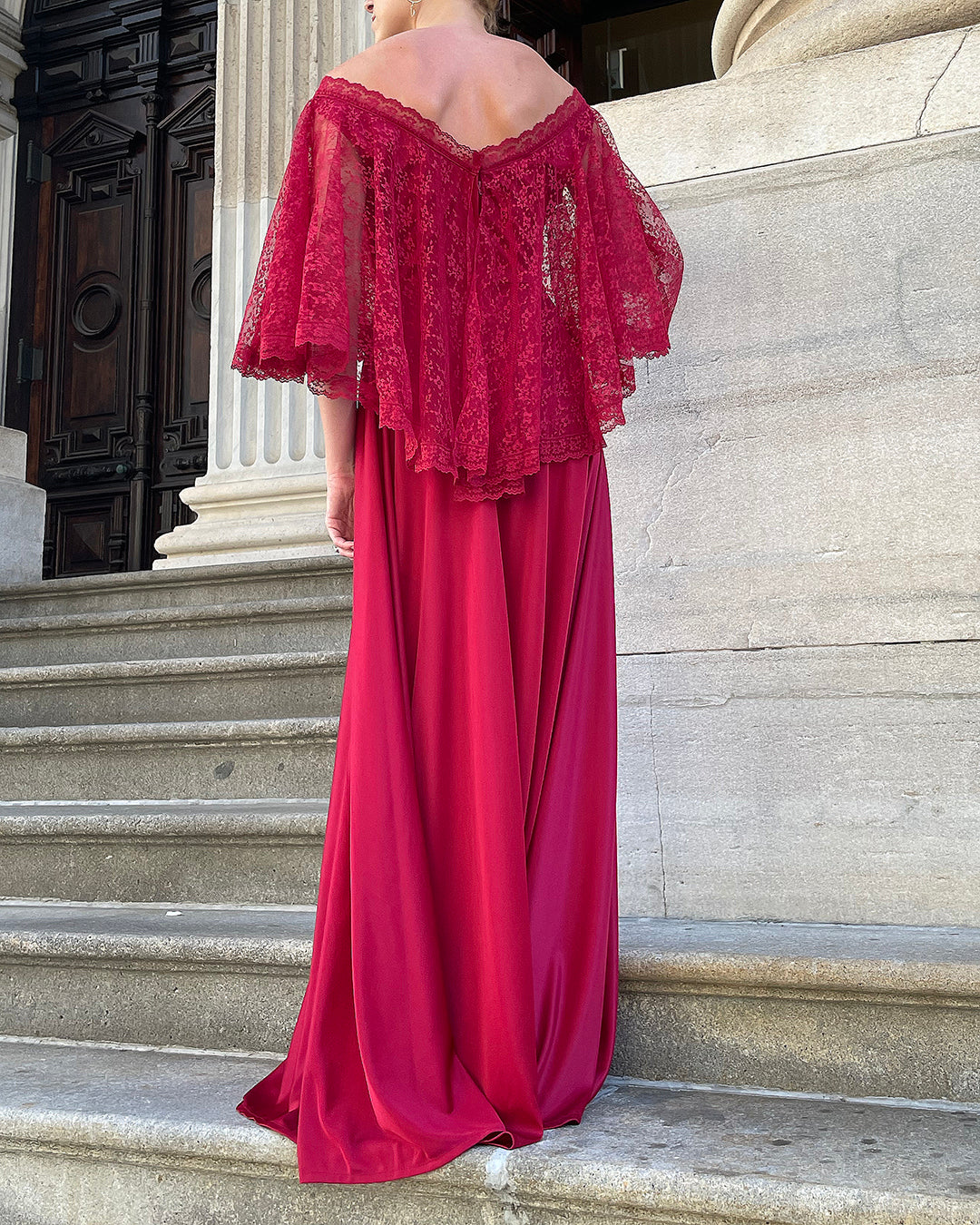 70s Vintage 70s Cranberry Gown With Lace Collar Xs-m | Shop THRILLING