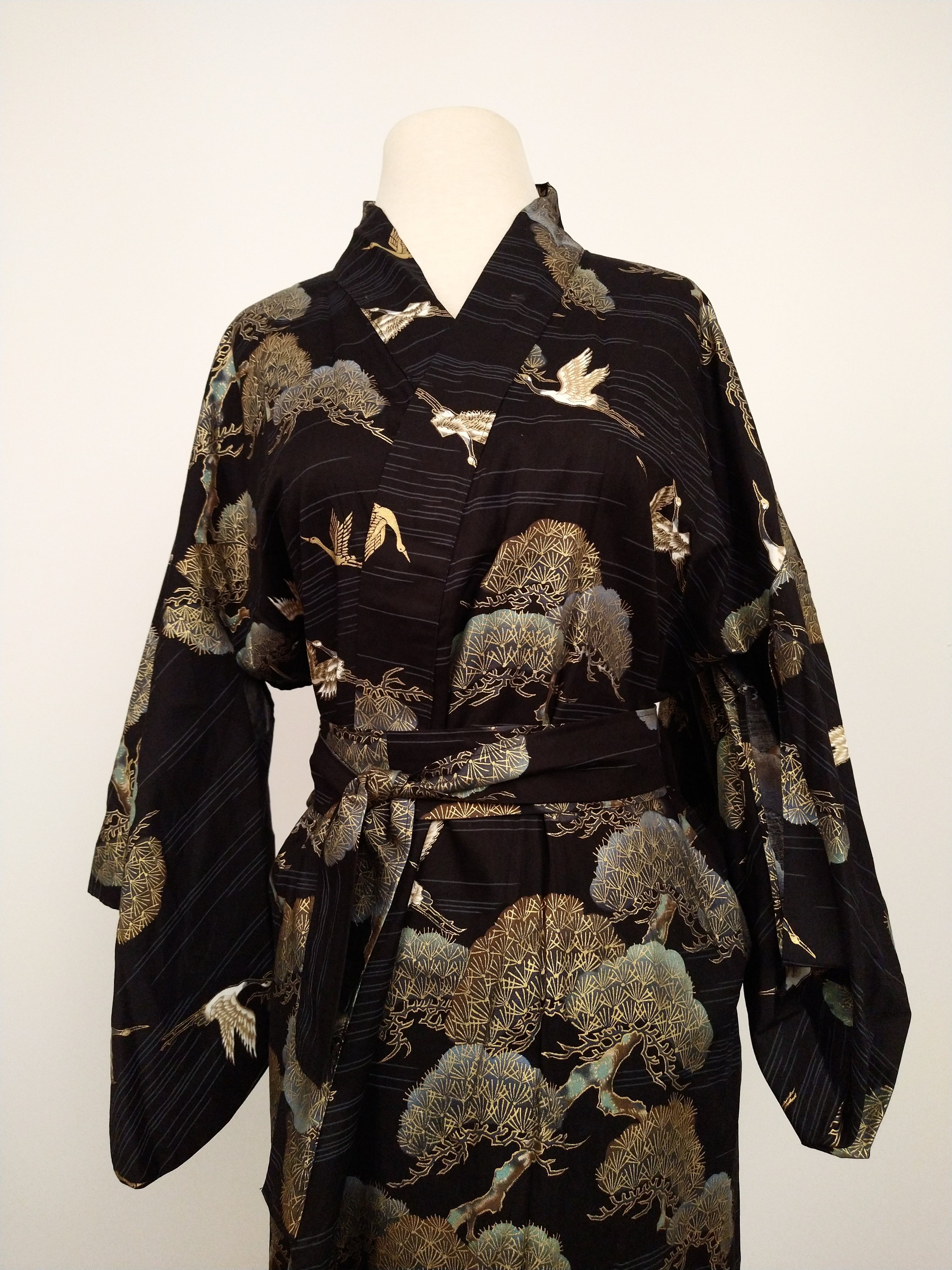 Vintage Japanese Black and Gold Crane Robe by Sakurai Shoji | Shop ...