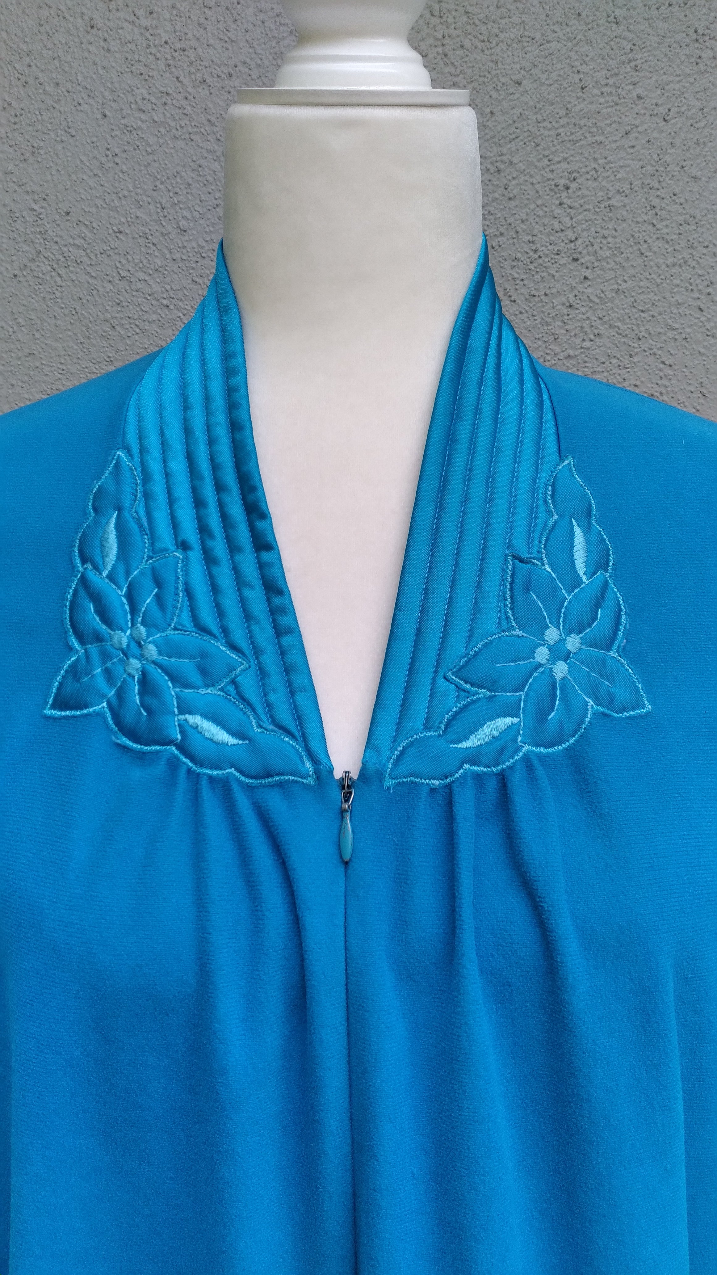 Vintage 60s/70s Turquoise House/bed Coat With Satin Floral Trim By ...