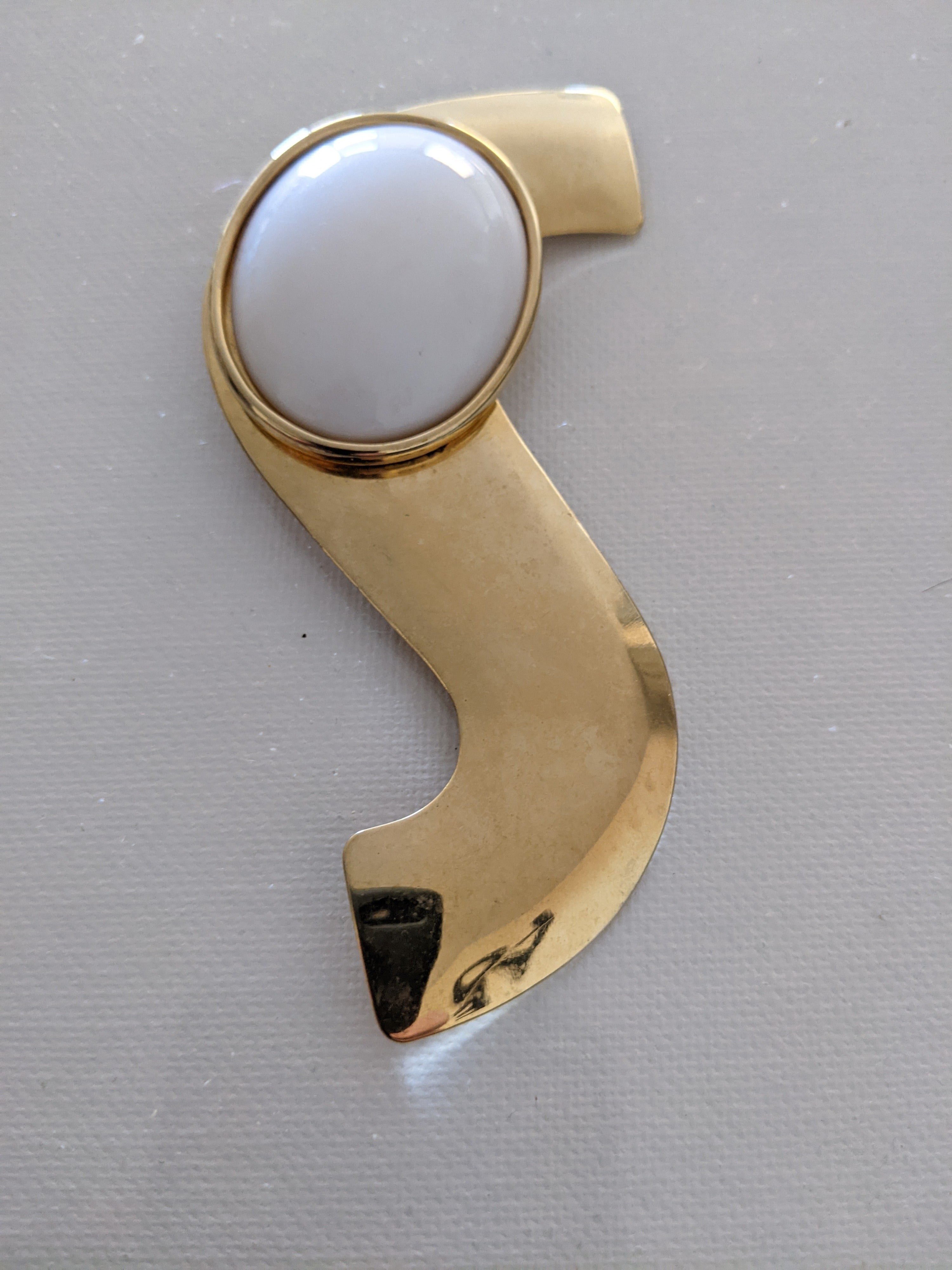 Vintage 80’s Golden Squiggle Pin | Shop THRILLING