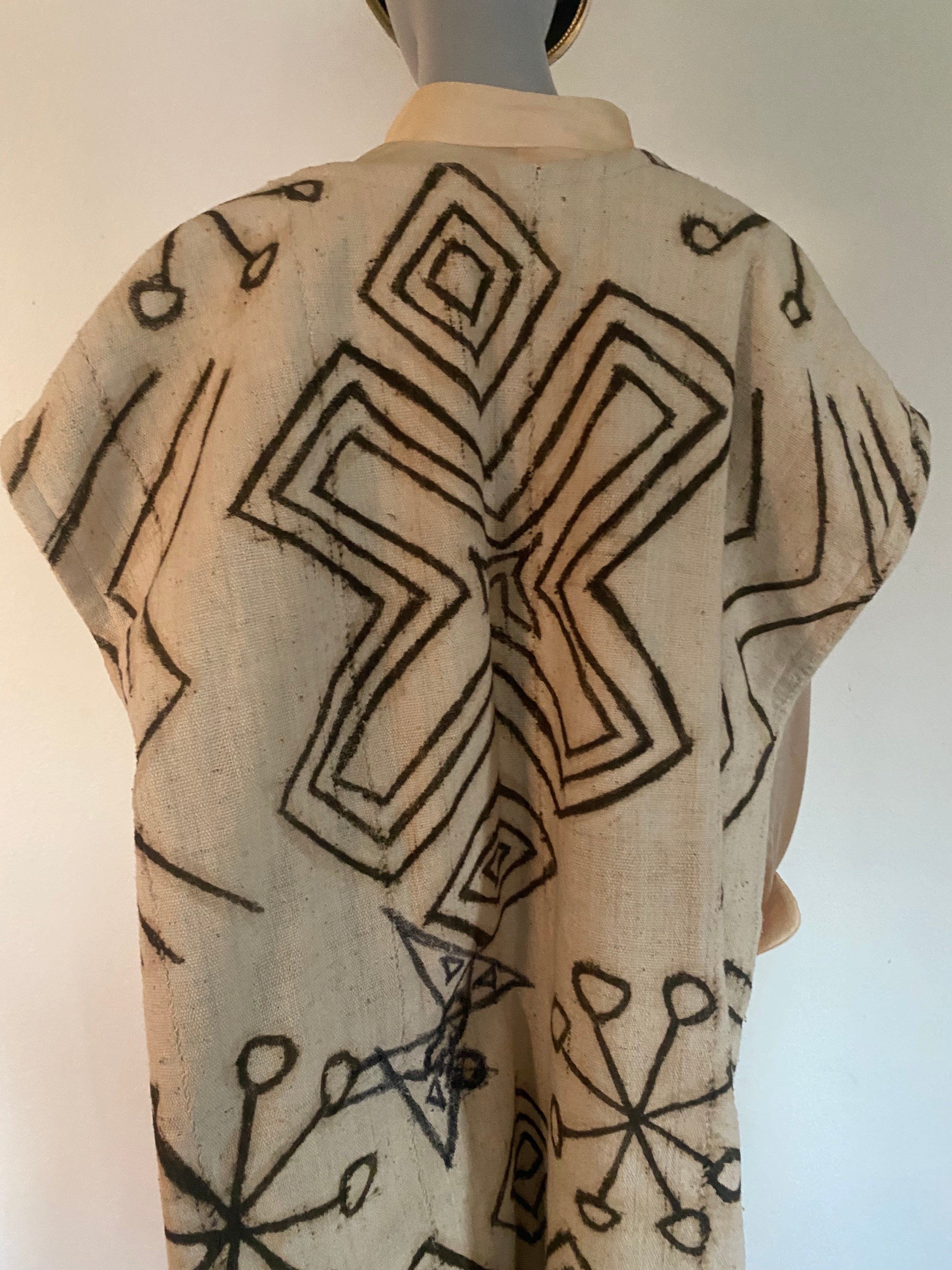 80s/90s 90s Vintage Mud Cloth African Print Vest Duster | Shop THRILLING