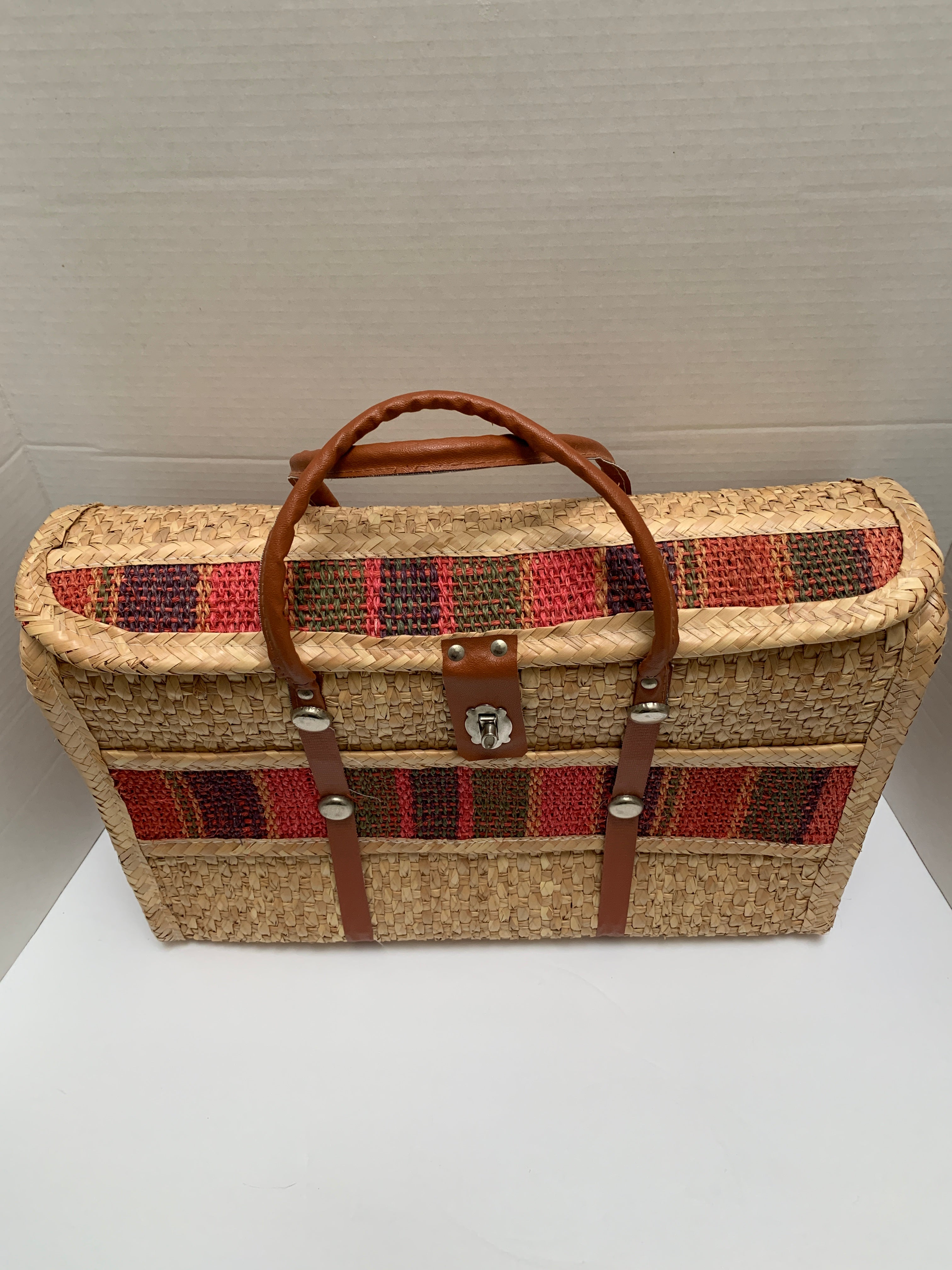 70s Vintage Straw Boho Satchel Or Beach Bag | Shop THRILLING