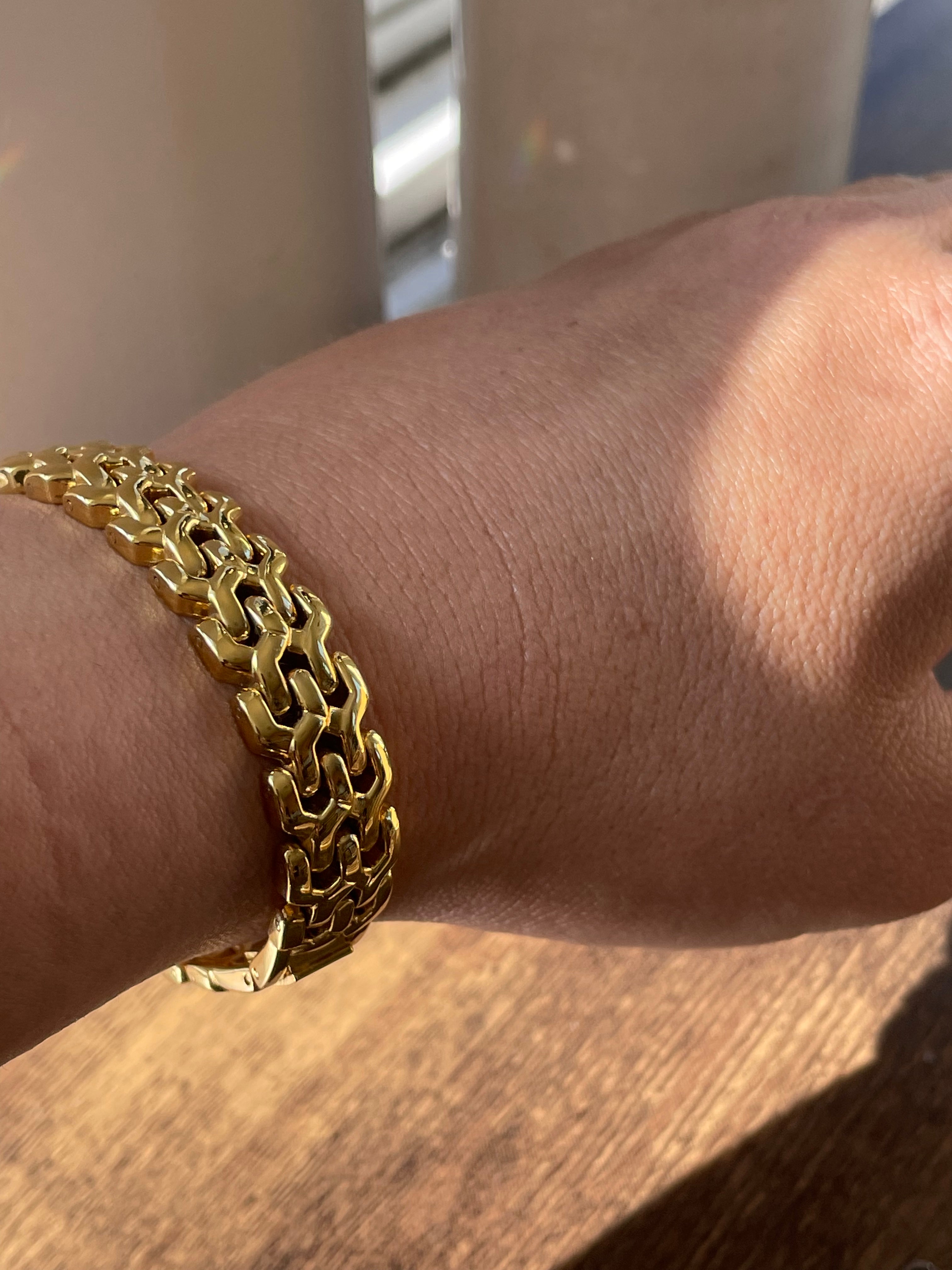 Vintage 80s/90s Chunky Gold Link Bracelet | Shop THRILLING