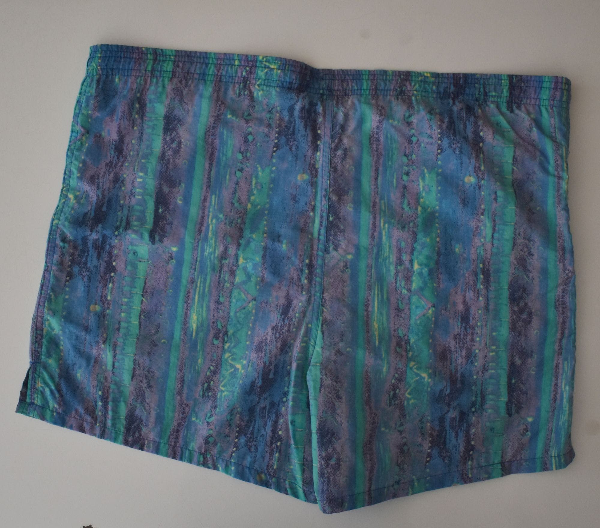 Vintage 90's Abstract Print Mesh Lined Swim Trunks by Cheetah | Shop ...