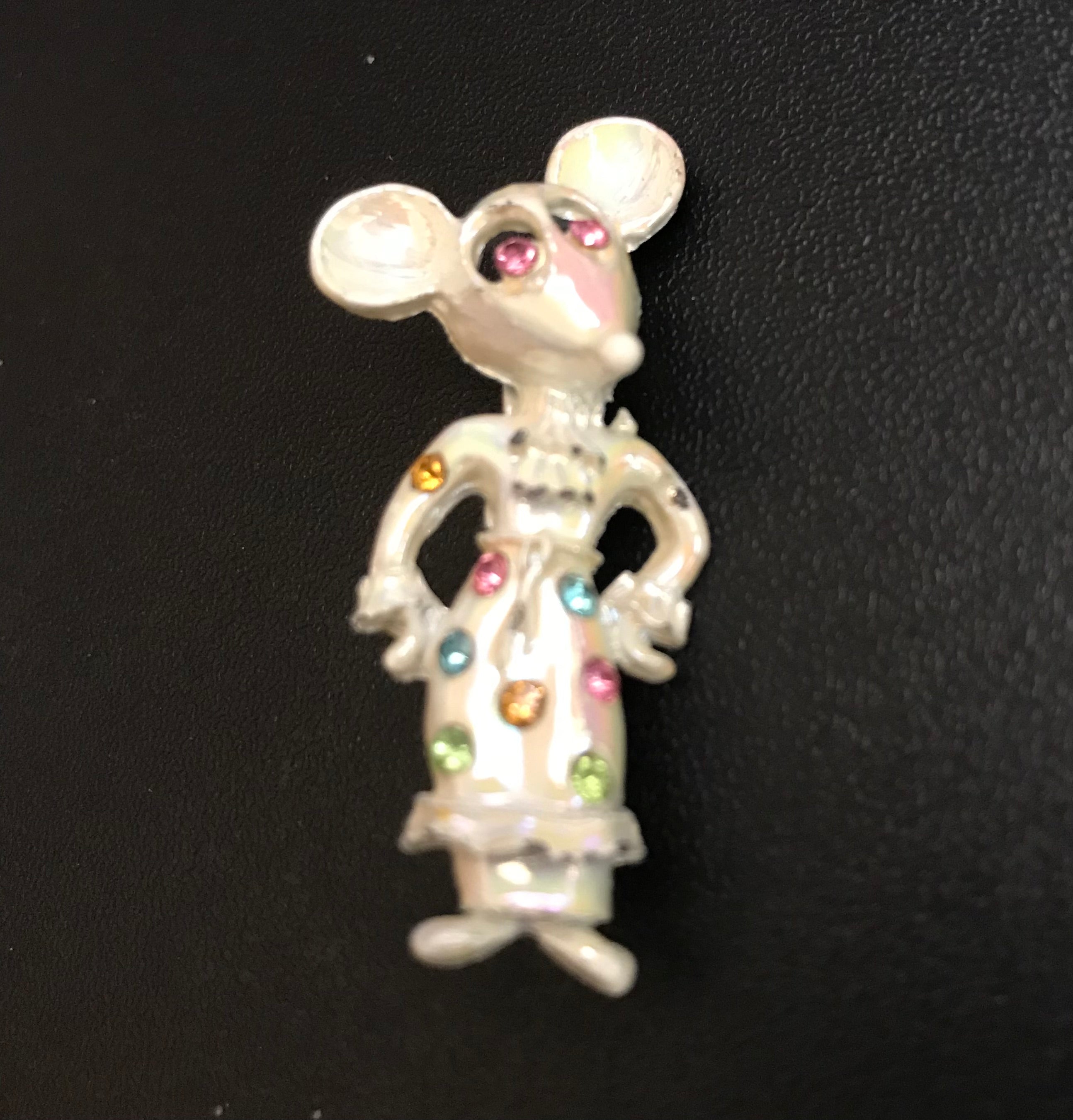 Vintage Mouse Pin With Rhinestones | Shop THRILLING