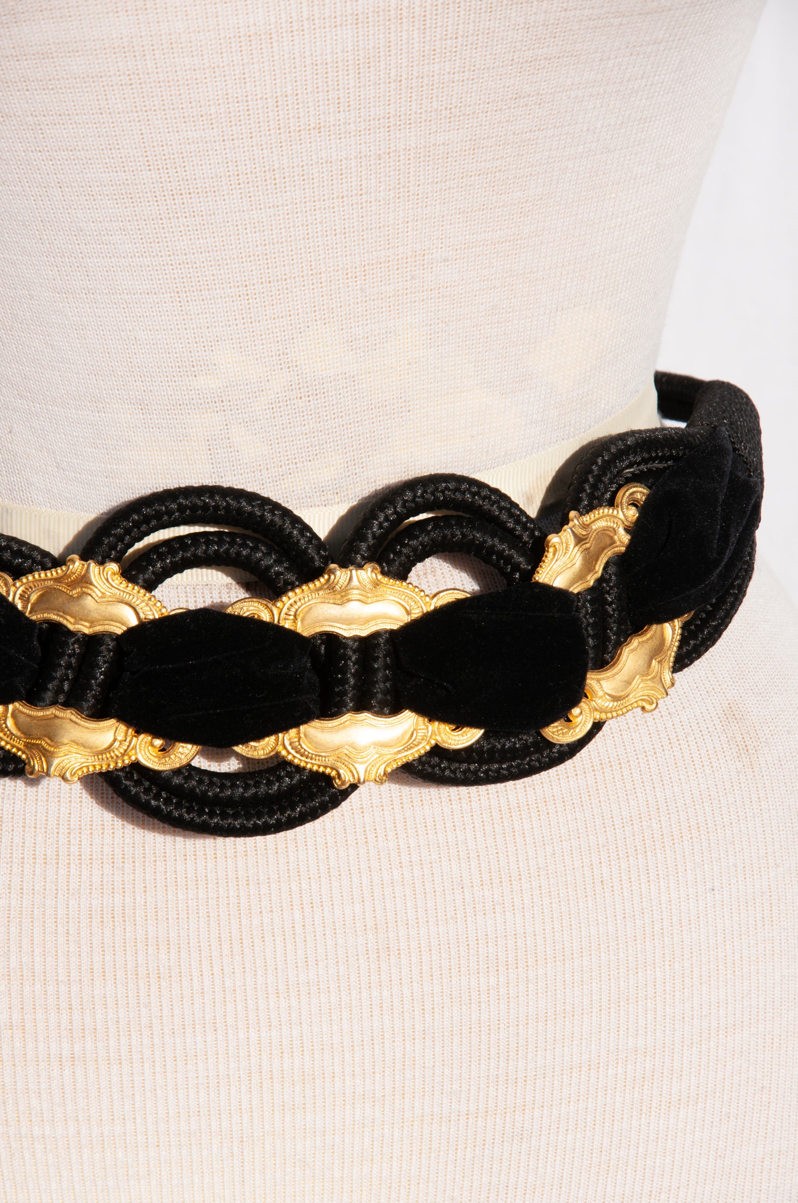 Vintage 90's Black and Gold Rope and Velvet Waist Belt | Shop THRILLING