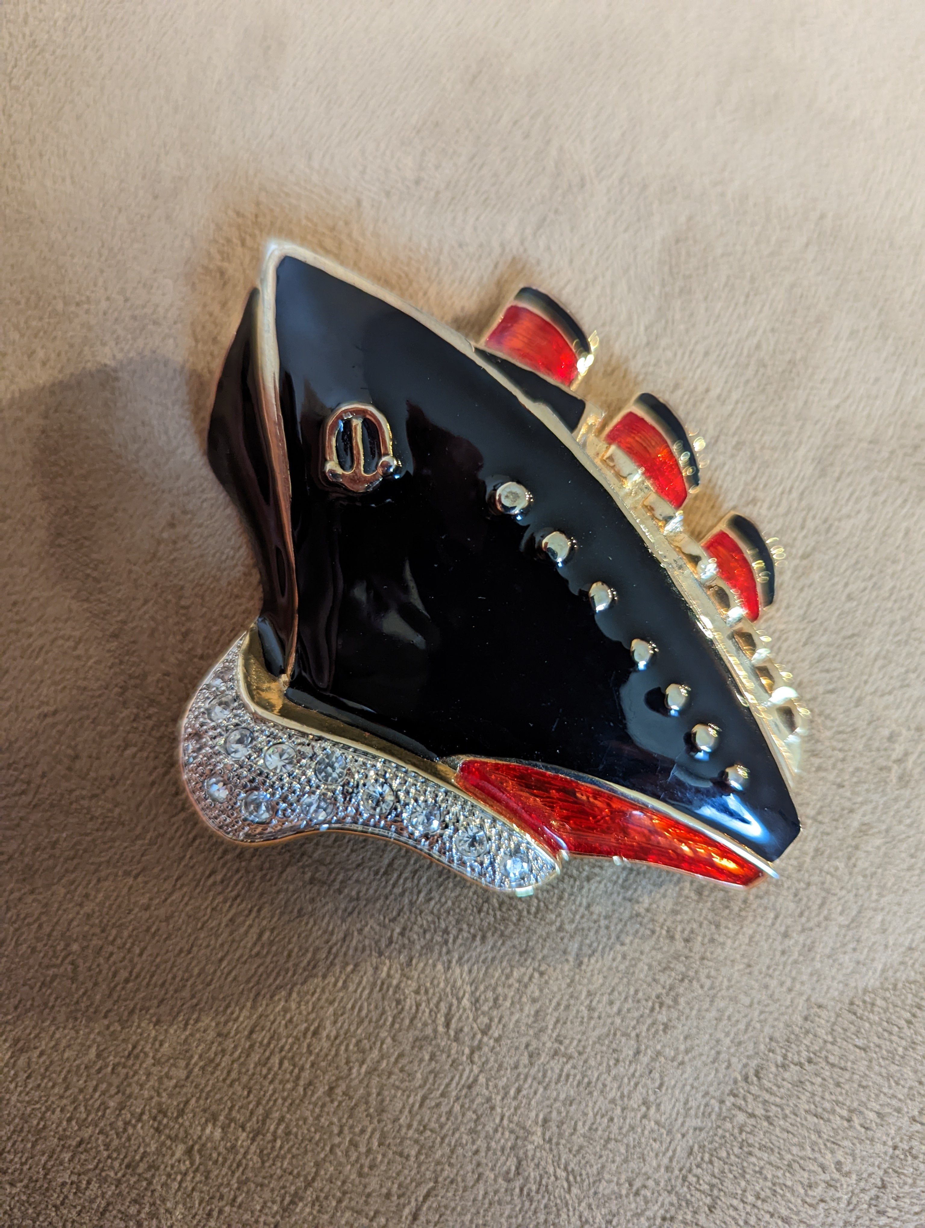 Vintage 80s Ocean Liner Pin | Shop THRILLING