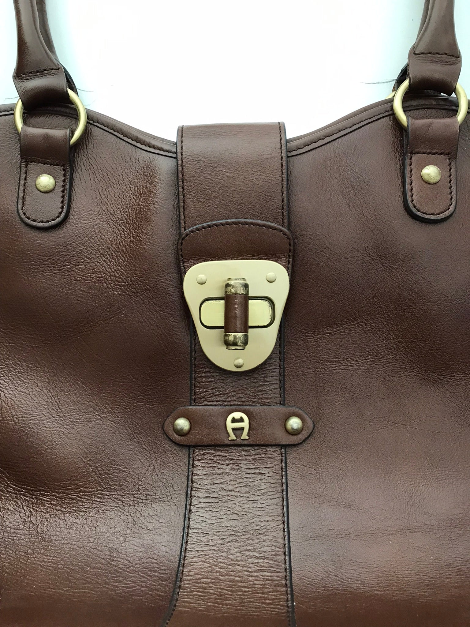 Vintage 70s/80s Etienne Aigner Large Leather Purse By Etienne Aigner ...