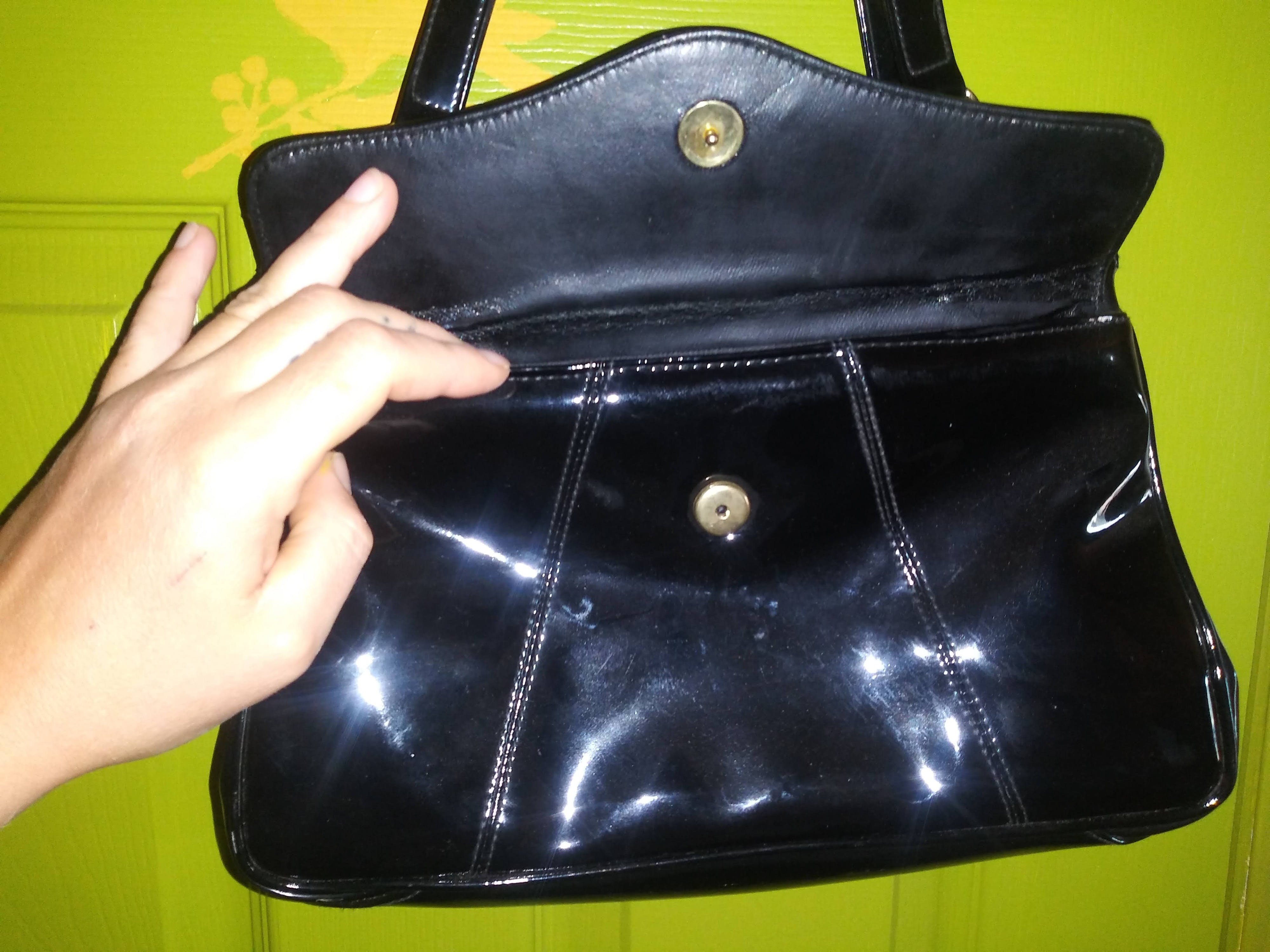 Vintage Black Patent Purse with Bow Snap | Shop THRILLING