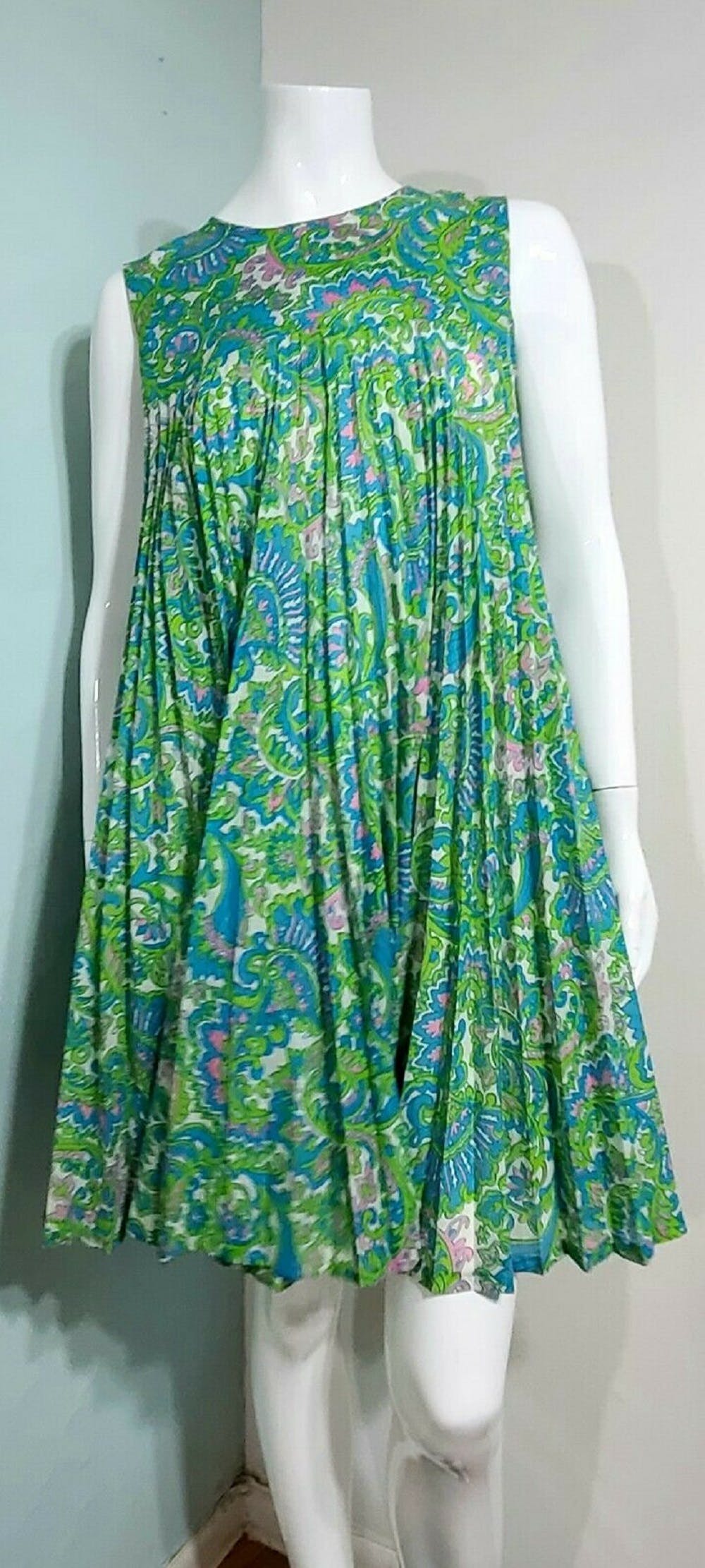 Vintage 60's Mod Paisley Babydoll Tent Dress by Beeline Fashions | Shop ...