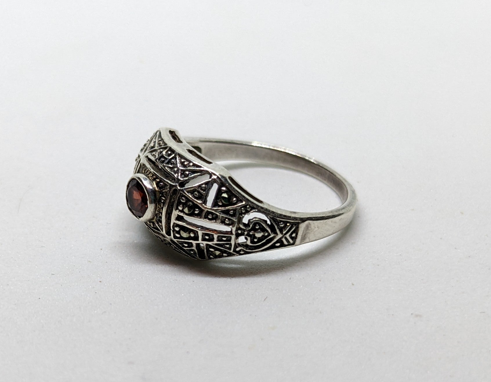 80s/90s Vintage Art Deco Style Garnet Marcasite Ring | Shop THRILLING