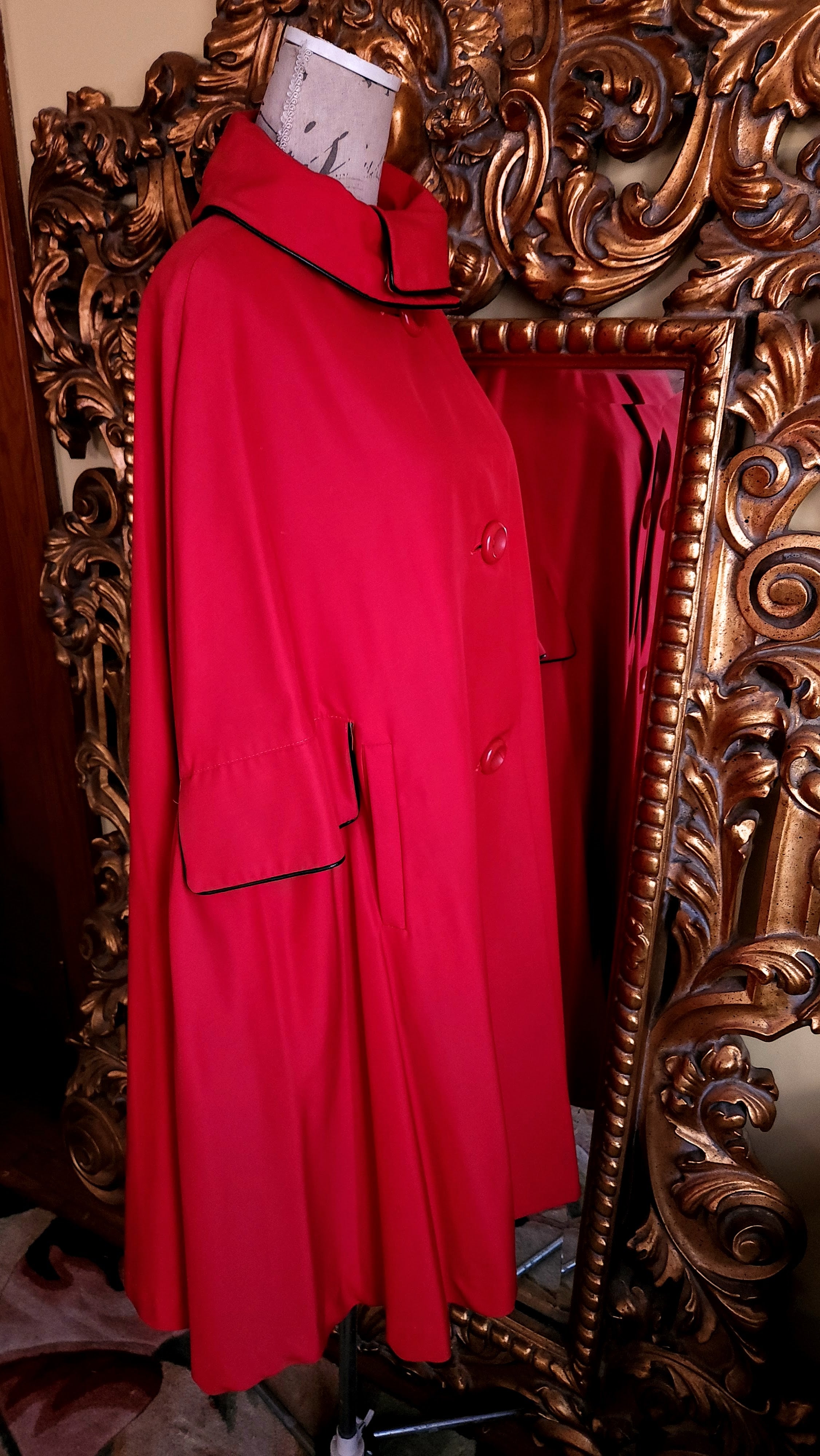 Vintage 50s/60s Red All Weather Sherlock Holmes Style Cape By Debutogs ...