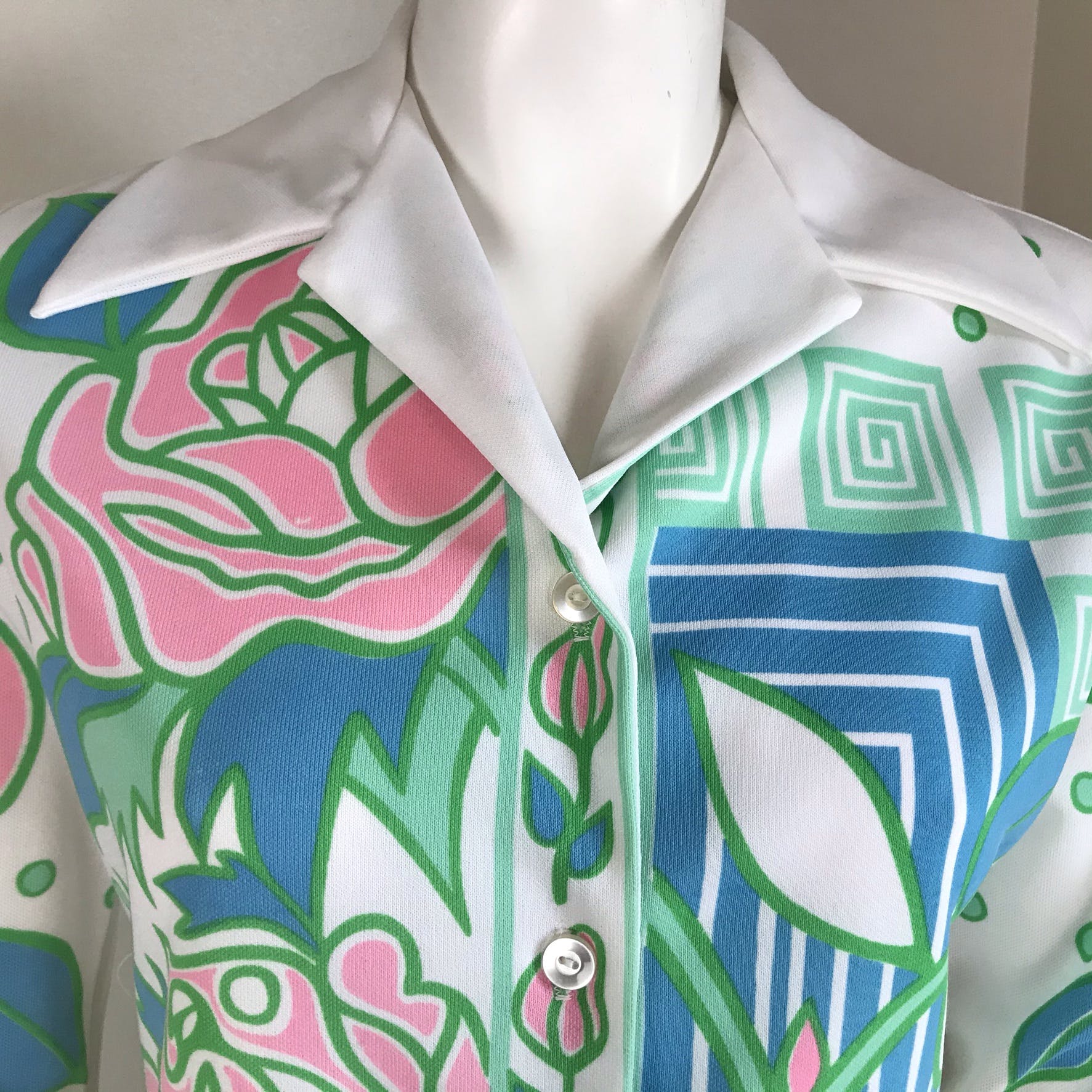 Vintage 70's Floral Art Nouveau Butterfly Collar Shirt | Shop THRILLING