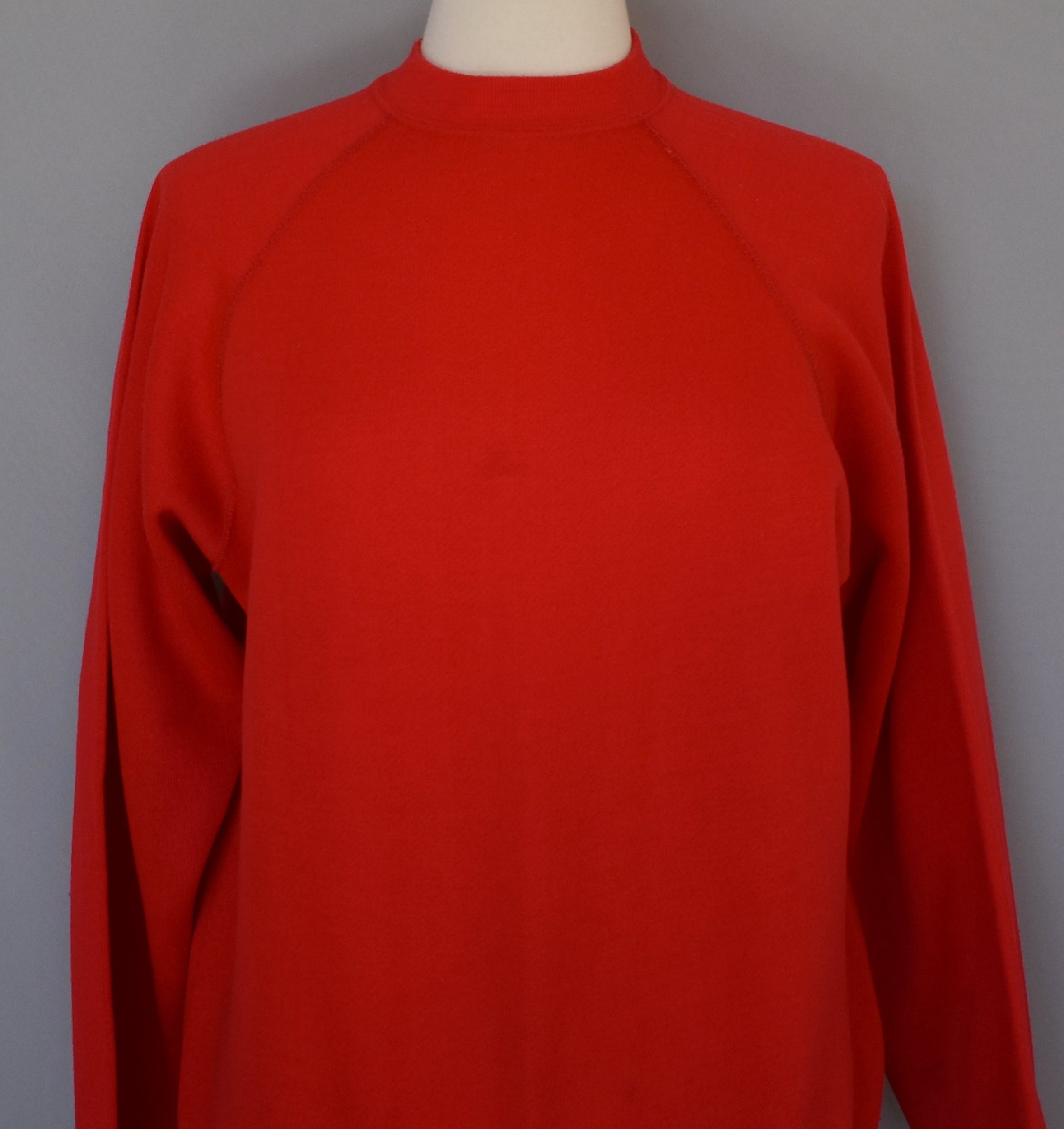 Vintage 80's True Red Raglan Sweatshirt | Shop THRILLING