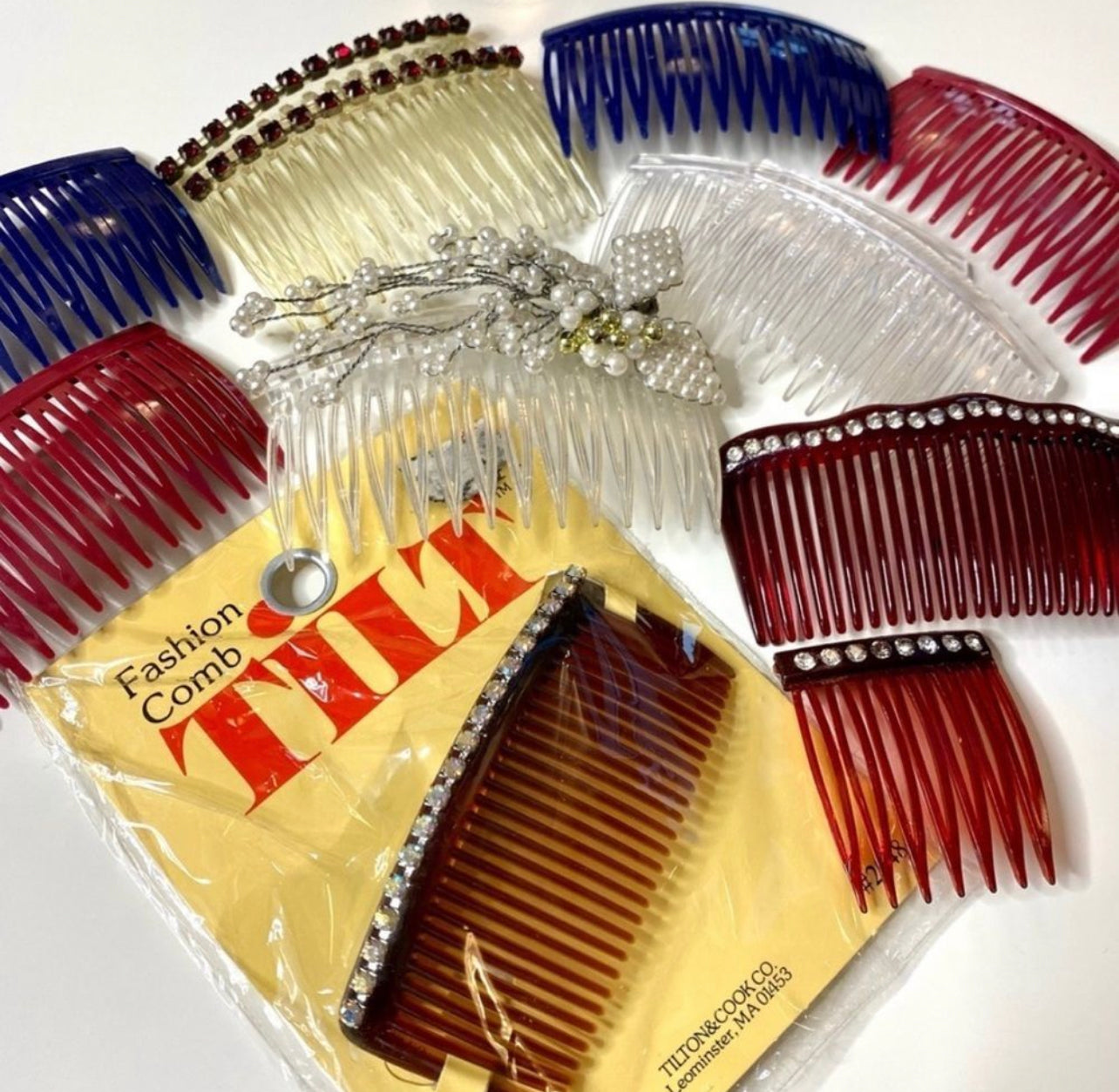 Vintage 70s 70s 12 Piece Lot Decorative Hair Combs | Shop THRILLING