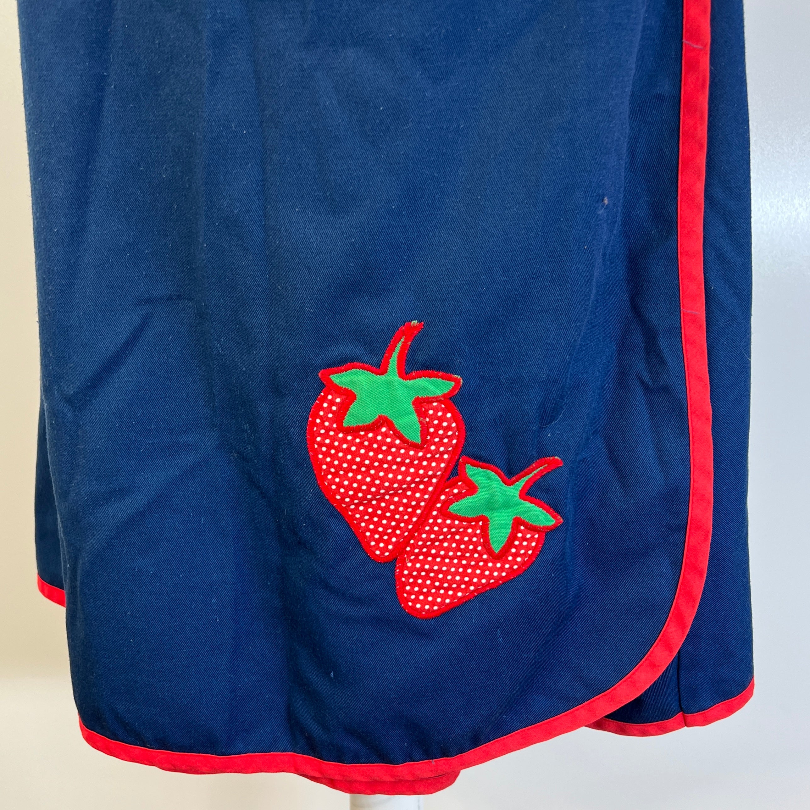 Vintage 80s Strawberry Appliqué Wrap Skirt Twee Jamcore | Shop THRILLING