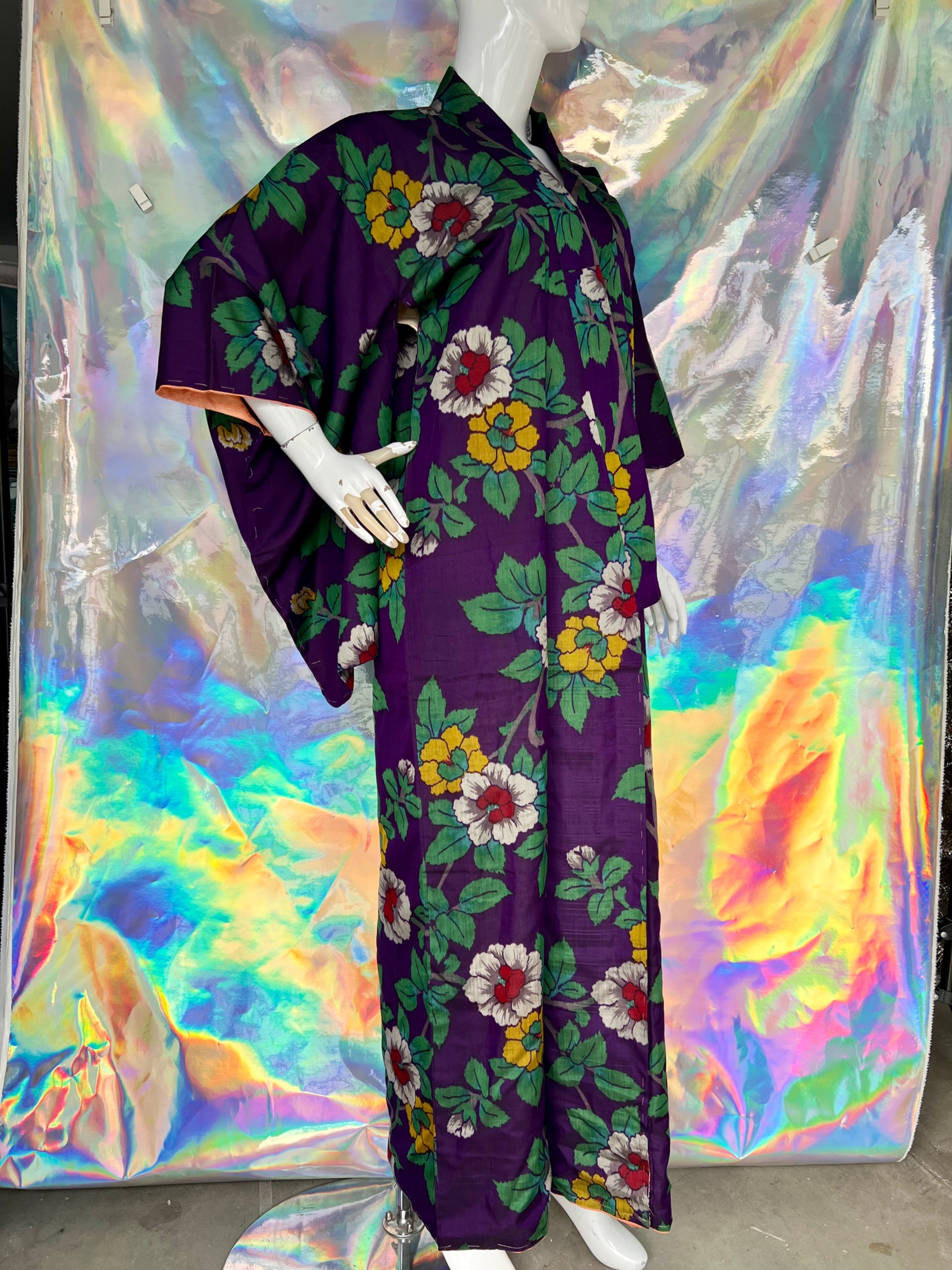 Vintage 30s Dark Purple Floral Kimono | Shop THRILLING