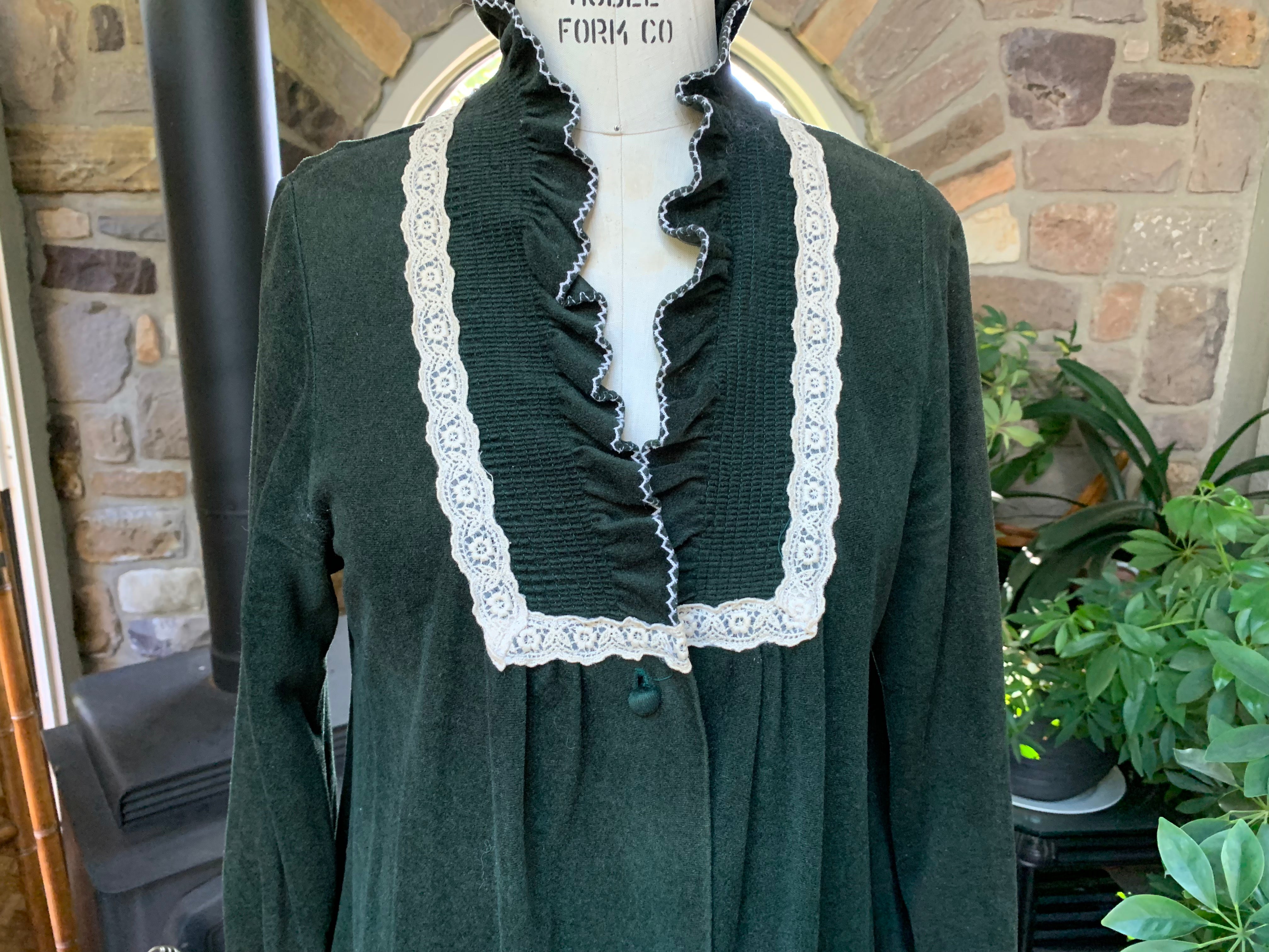 Vintage 70s Khaki Green Velour Ivory Lace Button Robe By Gilligan & O ...