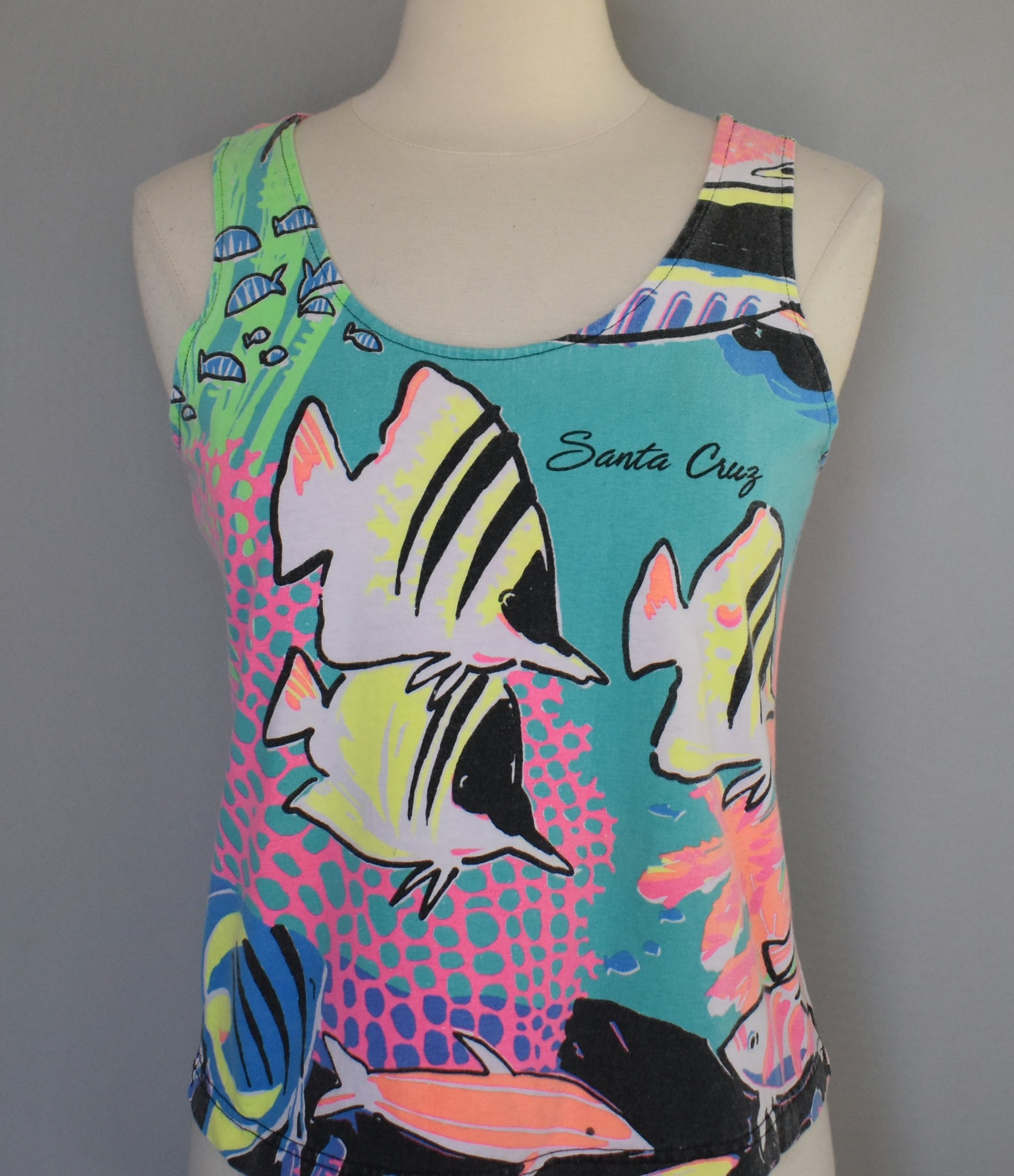 Vintage 80's Santa Cruz Tropical Fish Tank by Lifestyes | Shop THRILLING