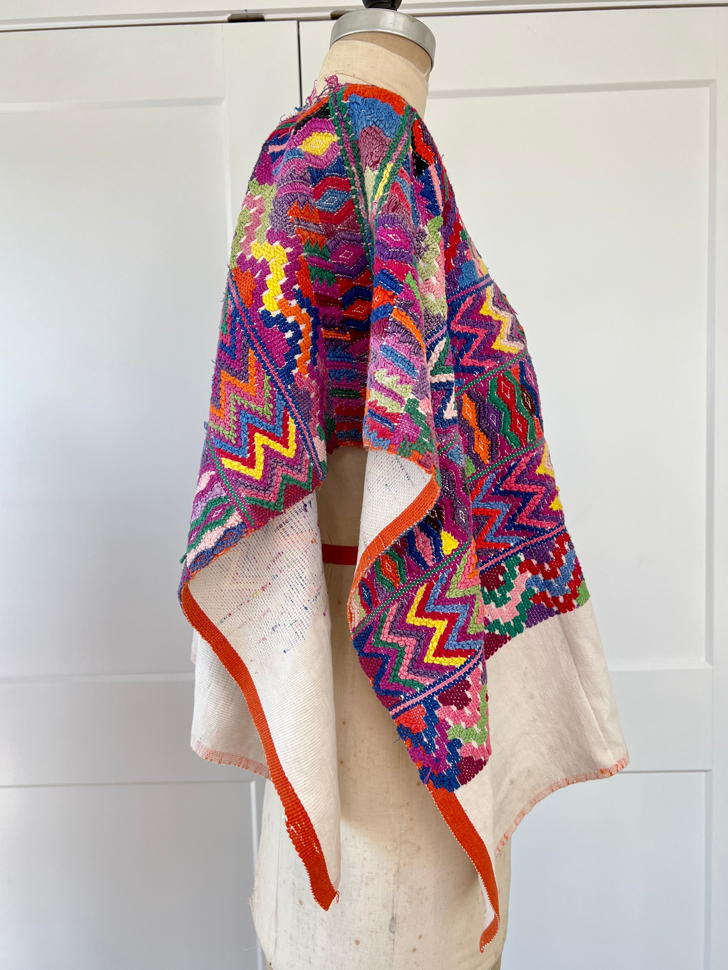 Vintage 70s Heavily Embroidered Poncho | Shop THRILLING
