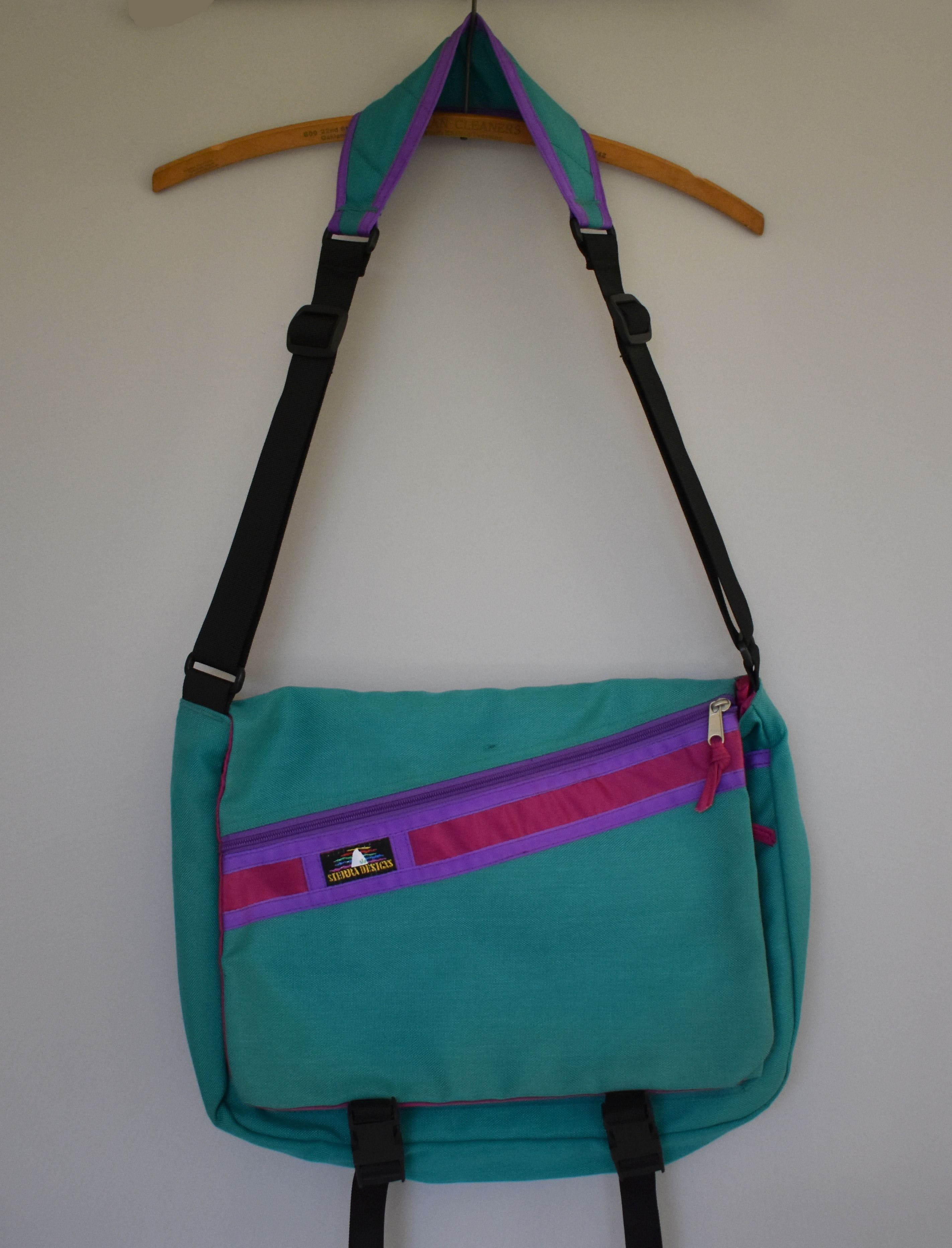 Vintage 90's Color Block Cross Body Bag by Sierra Designs | Shop THRILLING