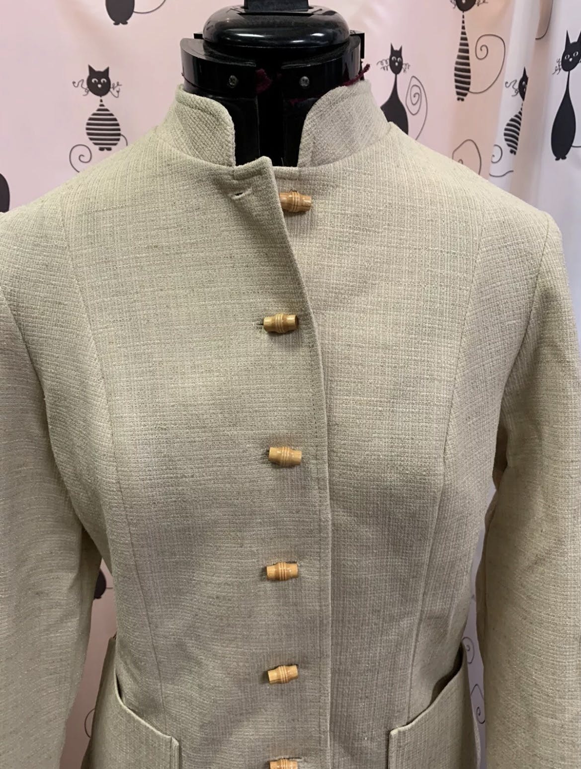Vintage 70’s Tan Blazer with Wood Toggle Buttons by Marty Gutmacher ...