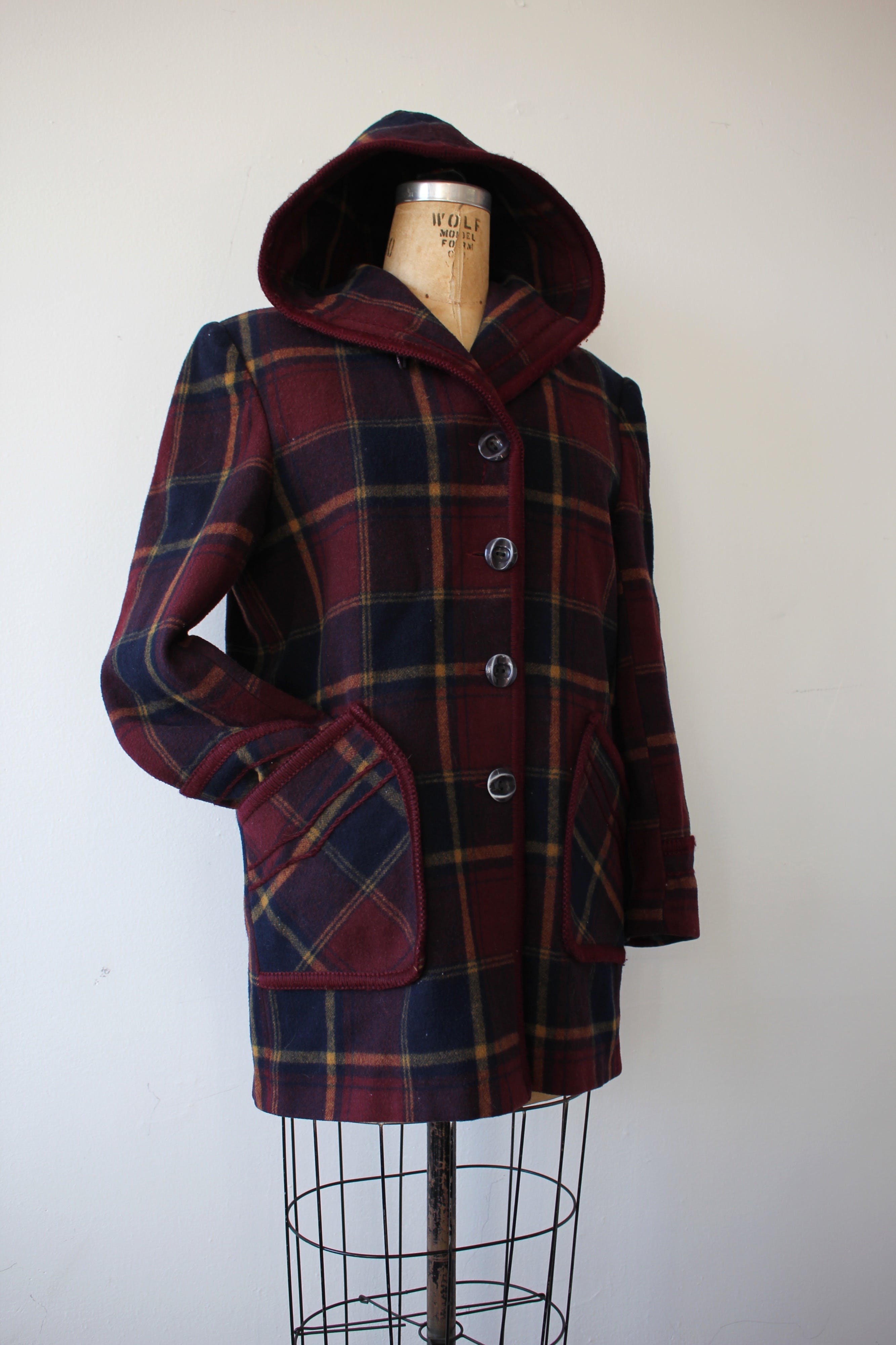Vintage 80's Wool Plaid Boxy Jacket with Hood | Shop THRILLING