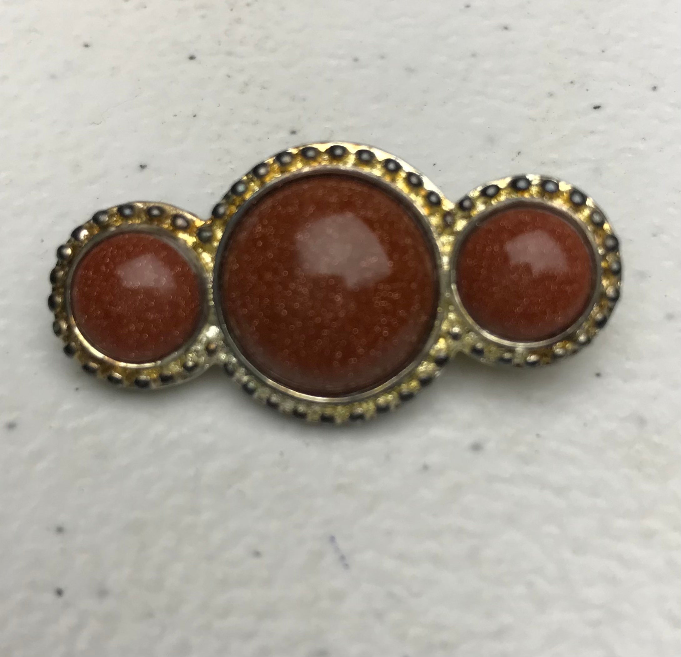 Vintage 60s/70s Goldstone Pin Brooch | Shop THRILLING