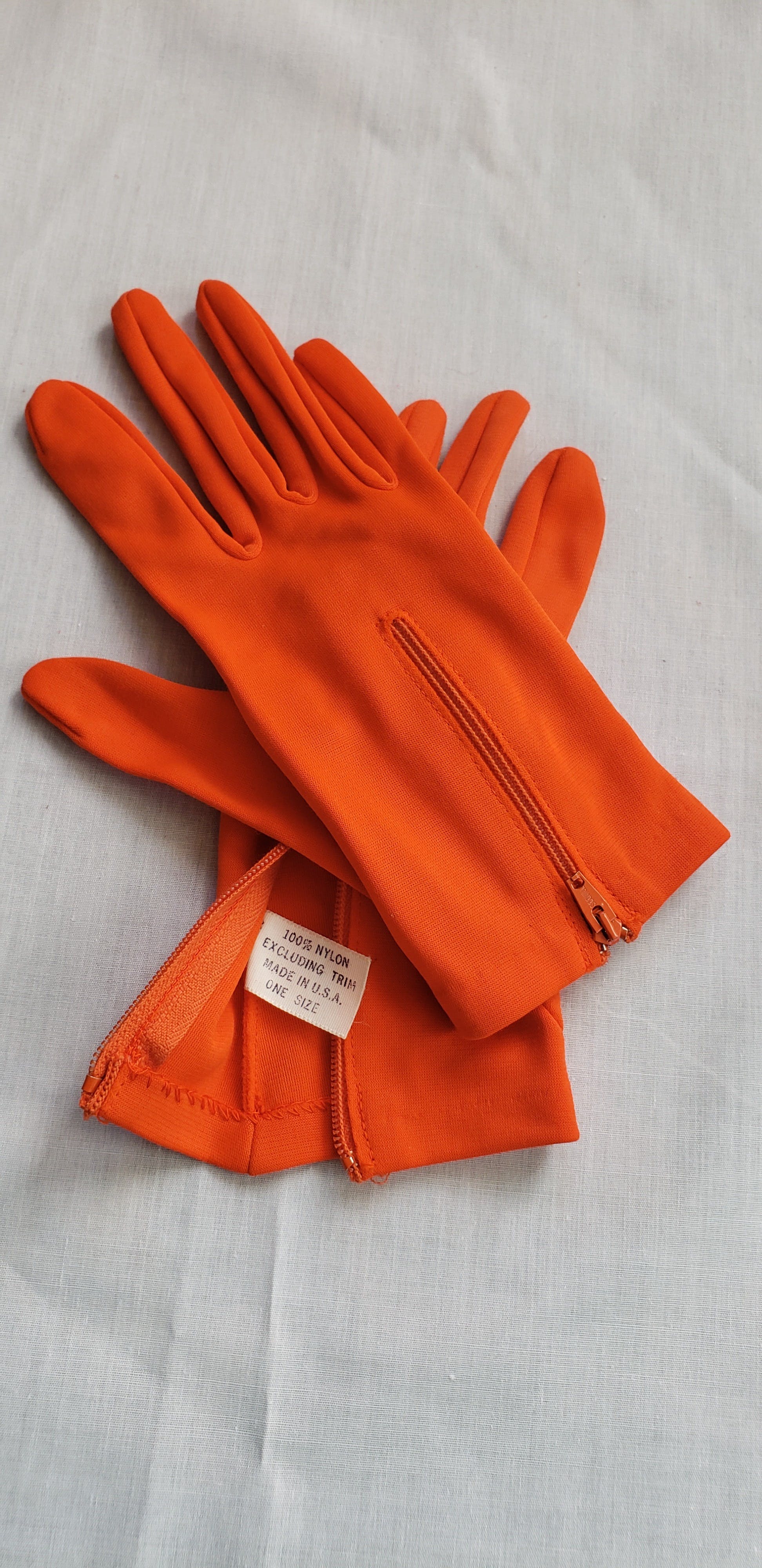 Vintage Seriously Orange Gloves with Zipper | Shop THRILLING