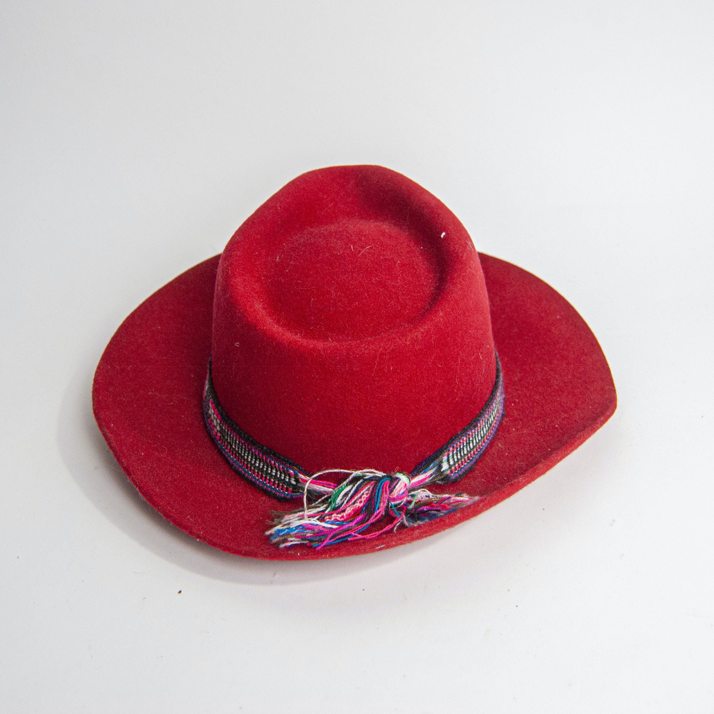 Vintage 90's Red Fedora with Embroidered Wrap | Shop THRILLING